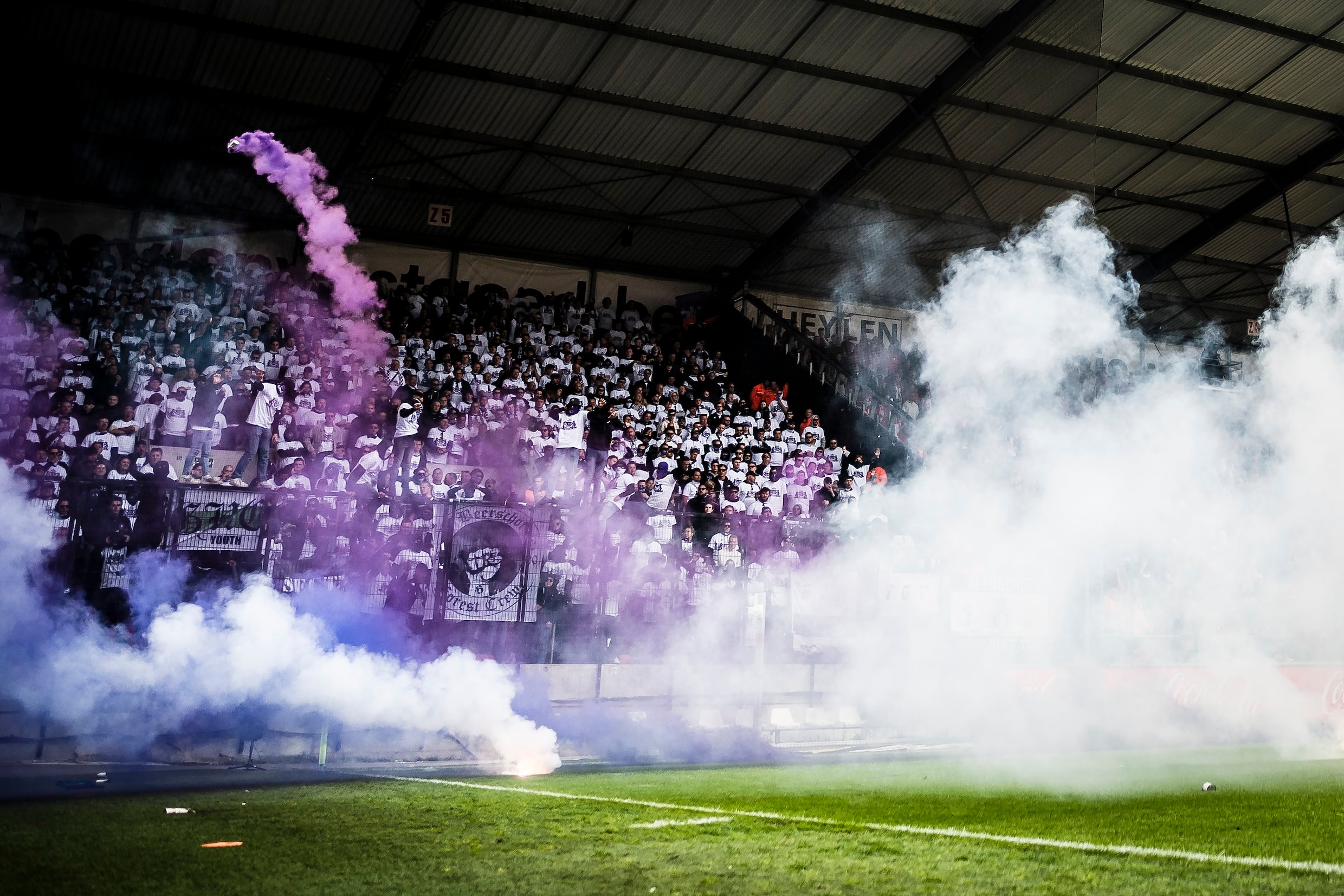 ‘Beerschot is kapot’, zingen de Antwerp-fans: relaas van een woelige ...