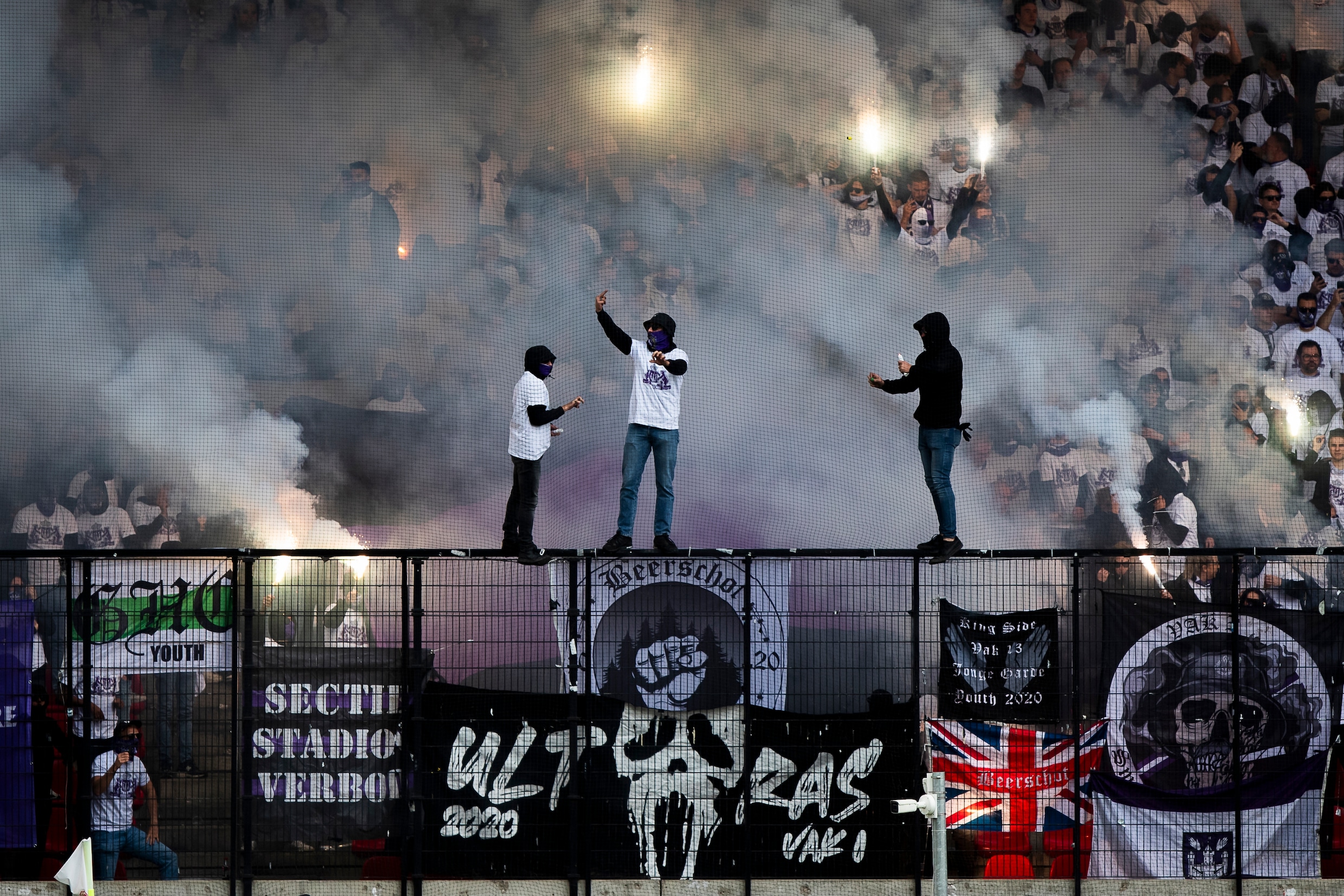 ‘Beerschot is kapot’, zingen de Antwerp-fans: relaas van een woelige ...