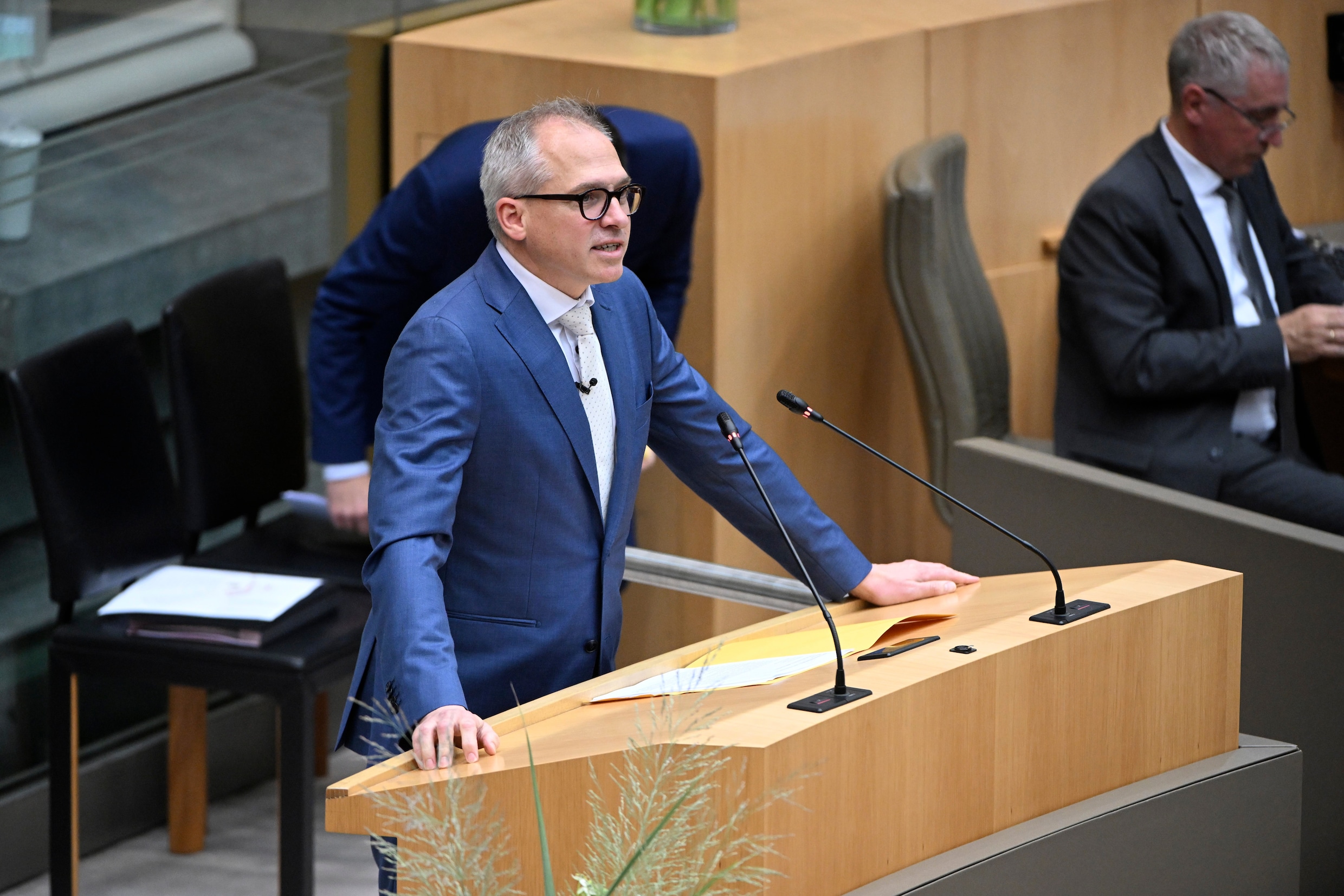 Jobs, beloftes, maar amper bedragen: dit was de septemberverklaring van ...