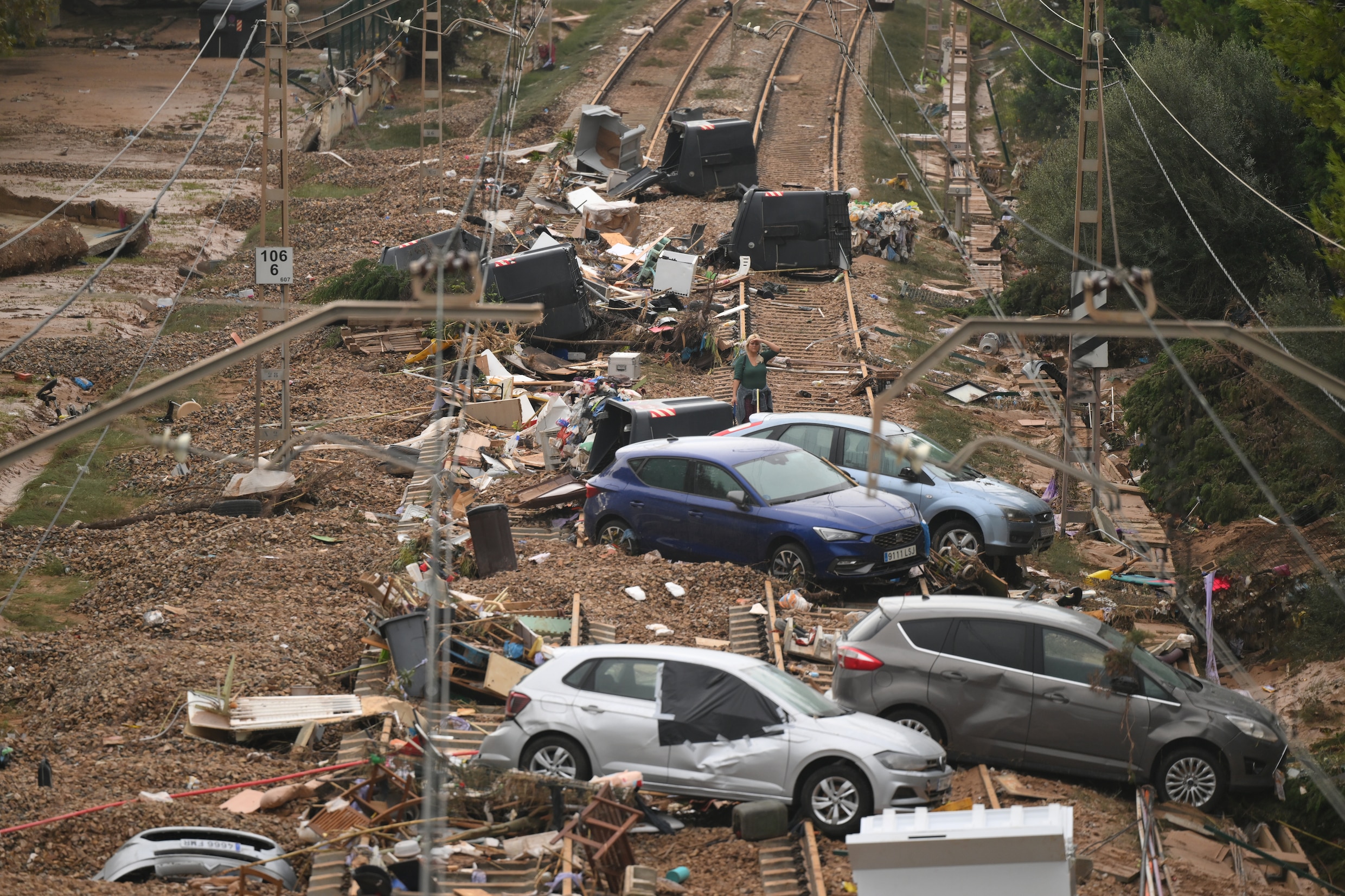 Dodental na overstromingen in Spanje stijgt tot boven de 200, code rood ...