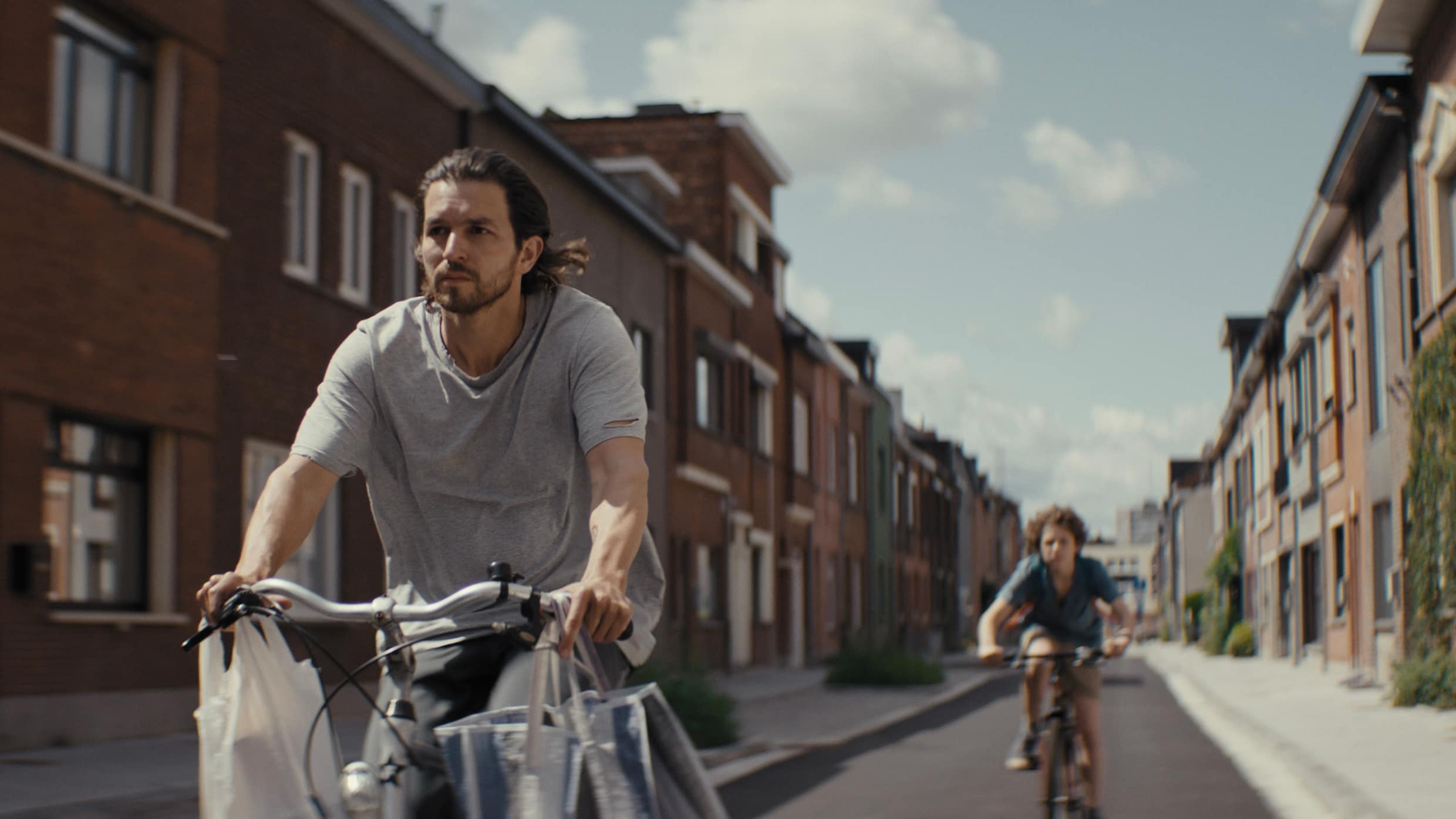 ‘Milano’ laat ons stom van ontroering achter ★★★☆☆ | De Morgen