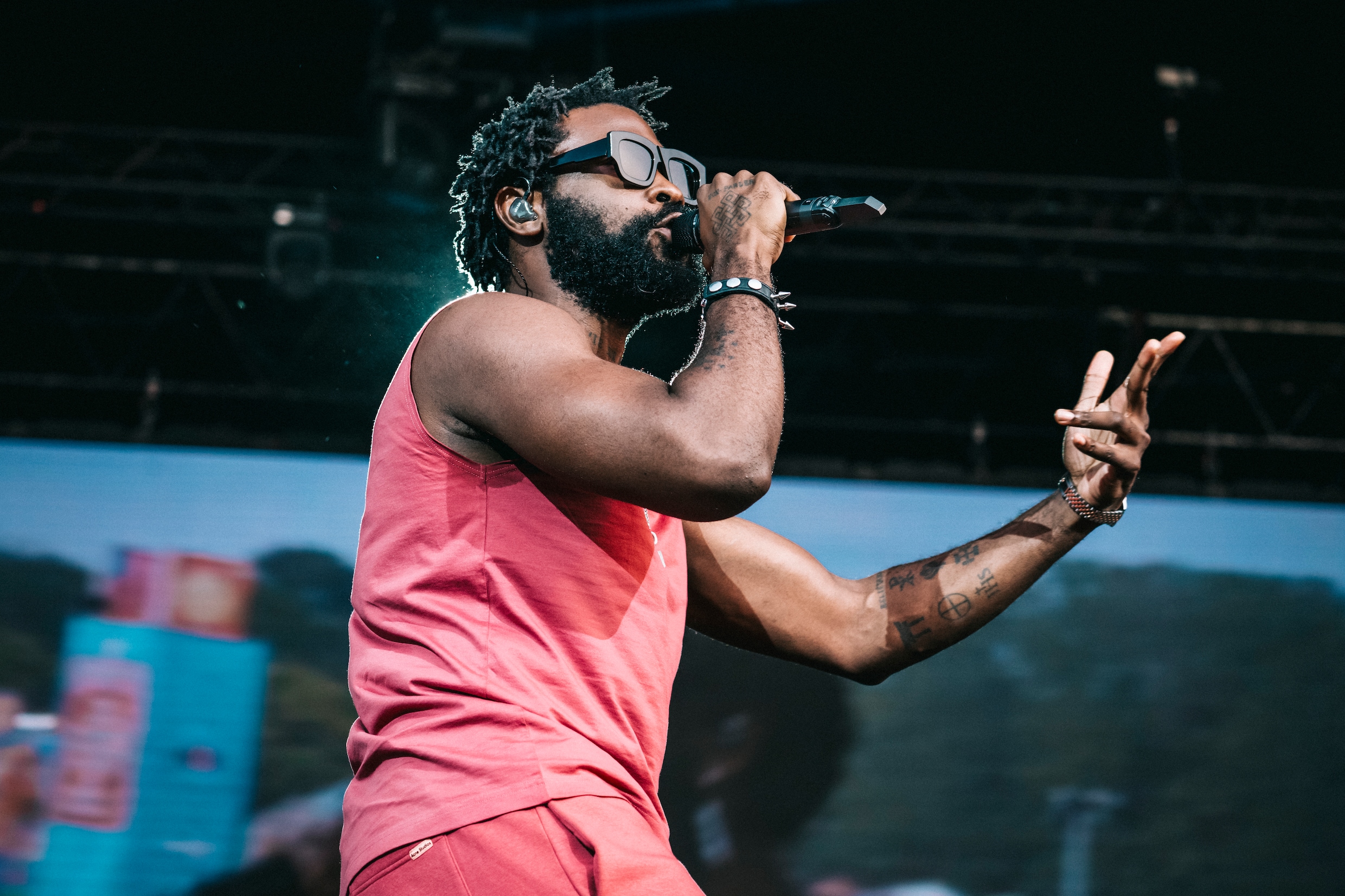 Belgische rapper Damso: ‘Dat je mij vulgair noemt, tot daar aan toe ...