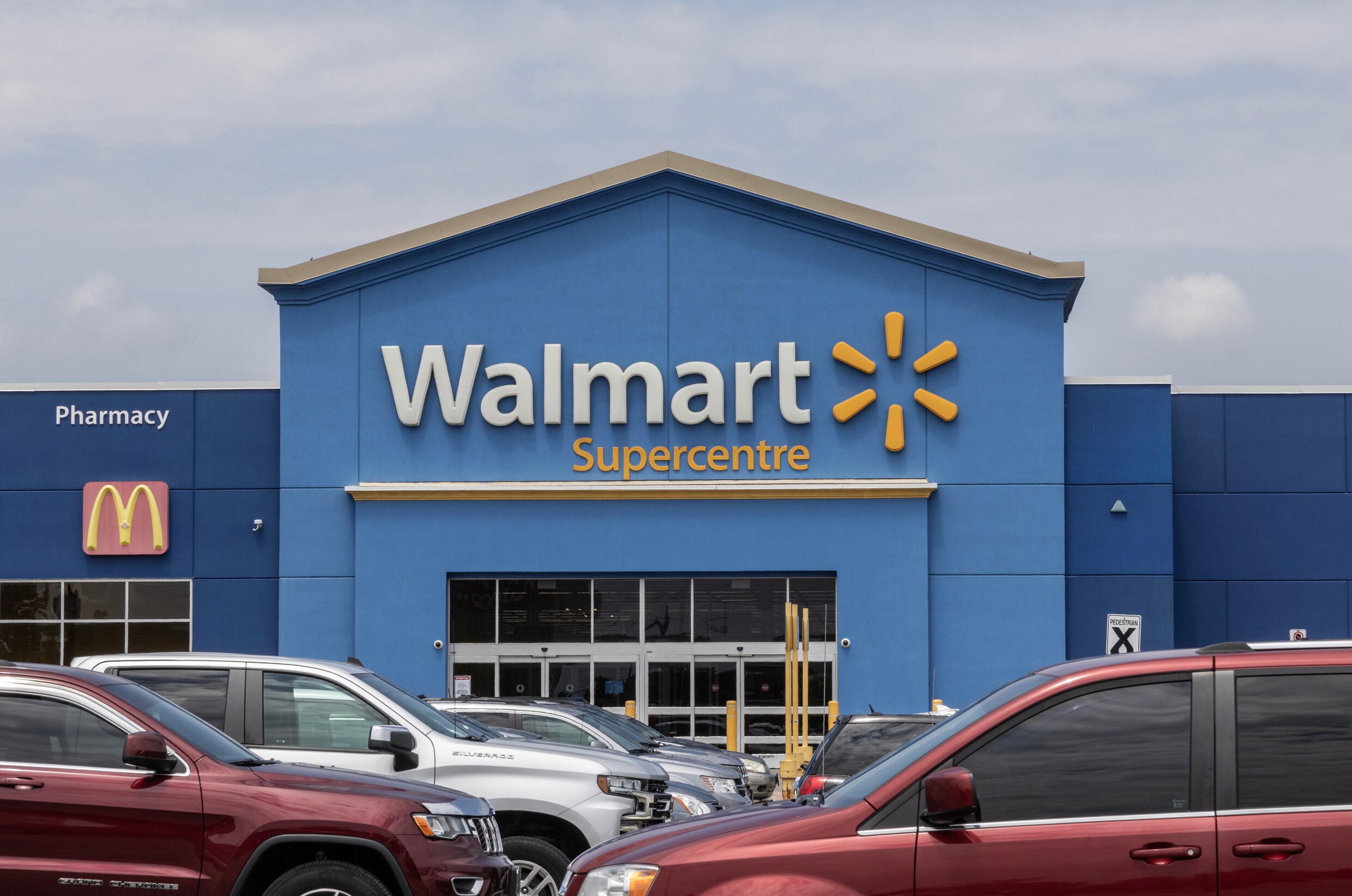 Walmart draait diversiteitsinitiatieven terug en haalt lgbtq+-artikelen ...