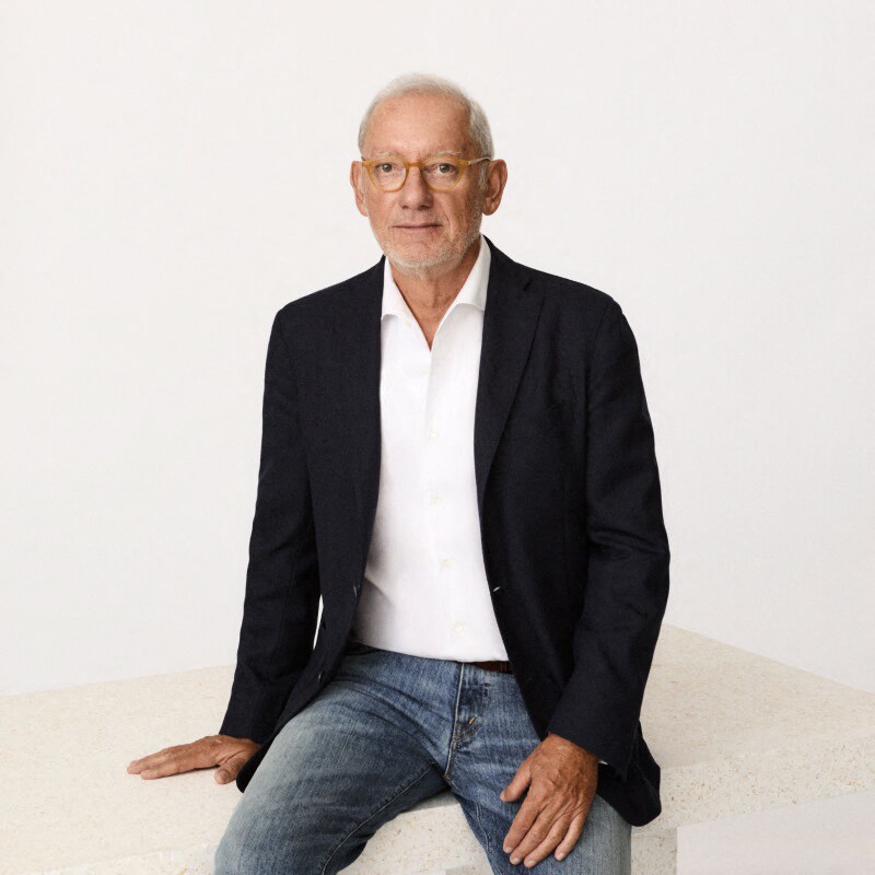 Isak Andic (71), oprichter van modeketen Mango, verongelukt in Spanje ...