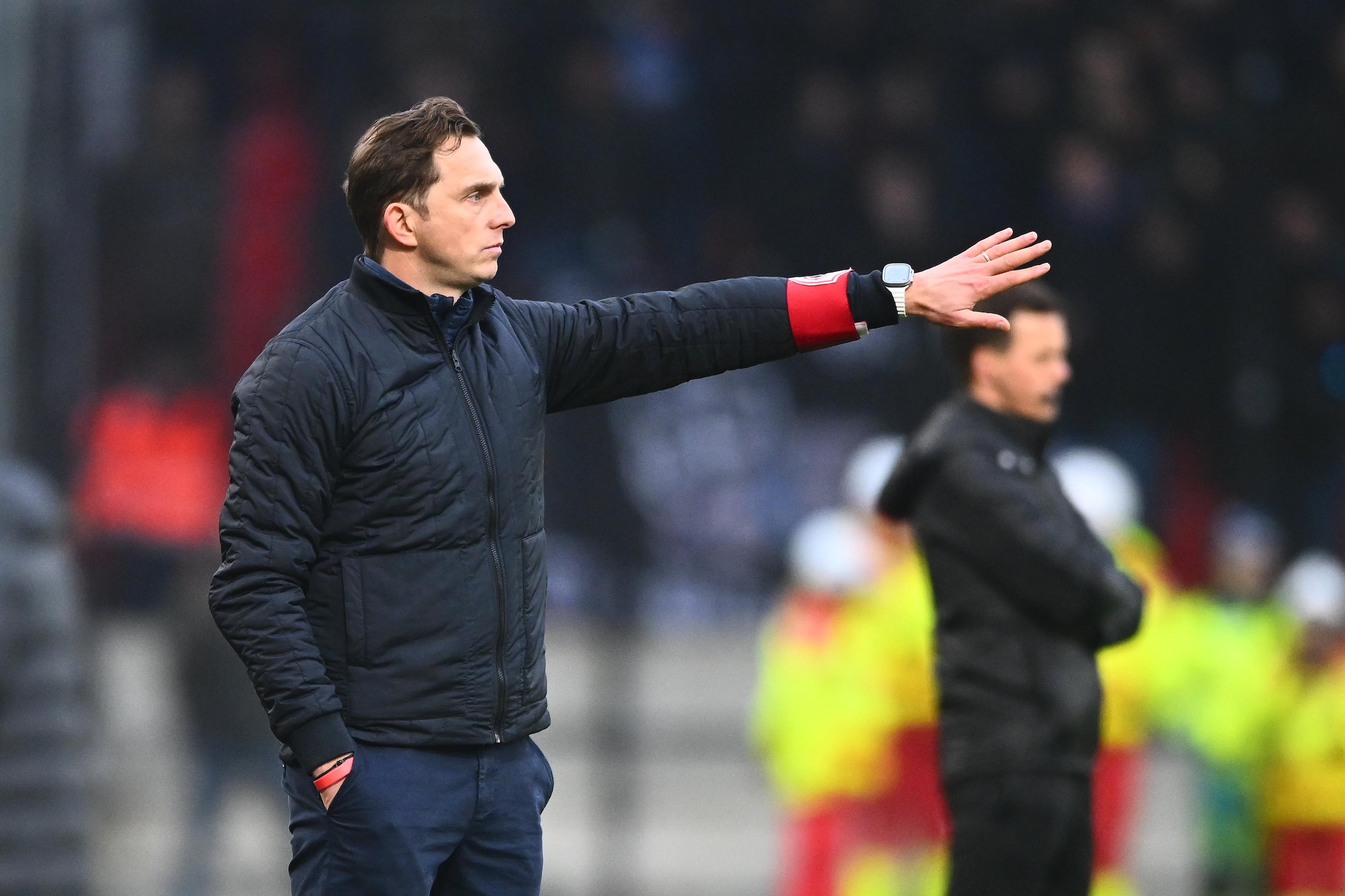 Terwijl Tolu heerst op de Bosuil, loopt de tank van Antwerp leeg | De ...