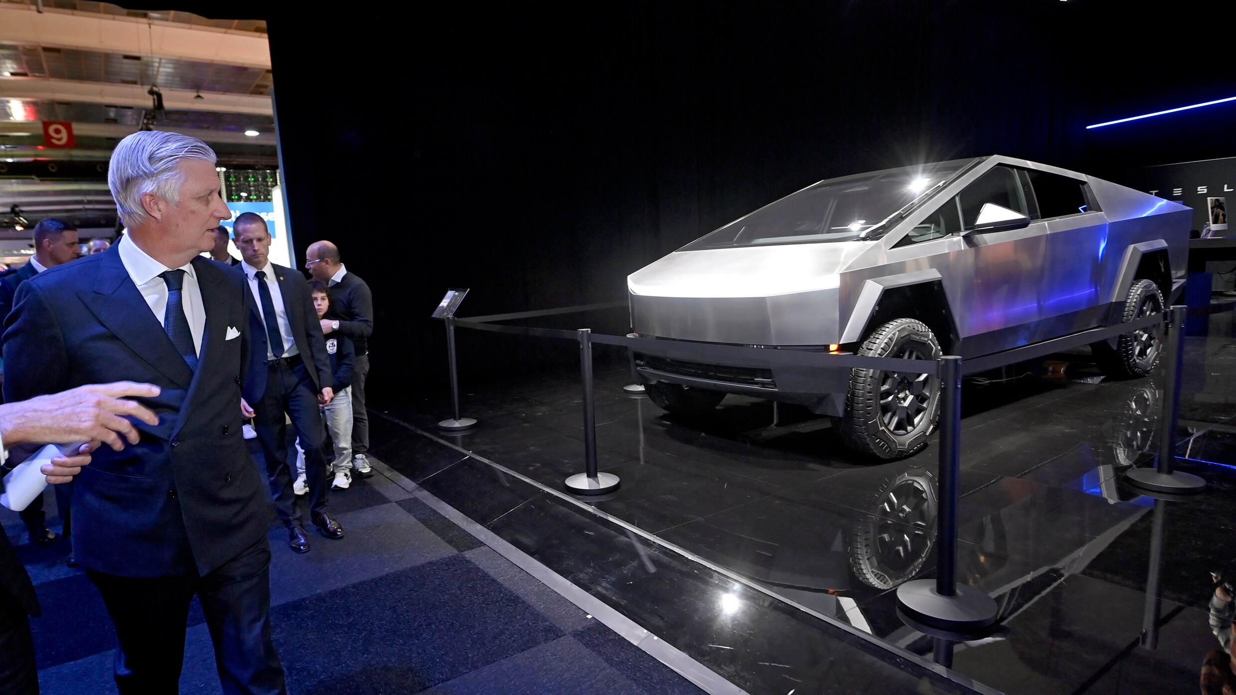 Van 0 naar 100 kilometer per uur in 2,9 seconden: Cybertruck met ...
