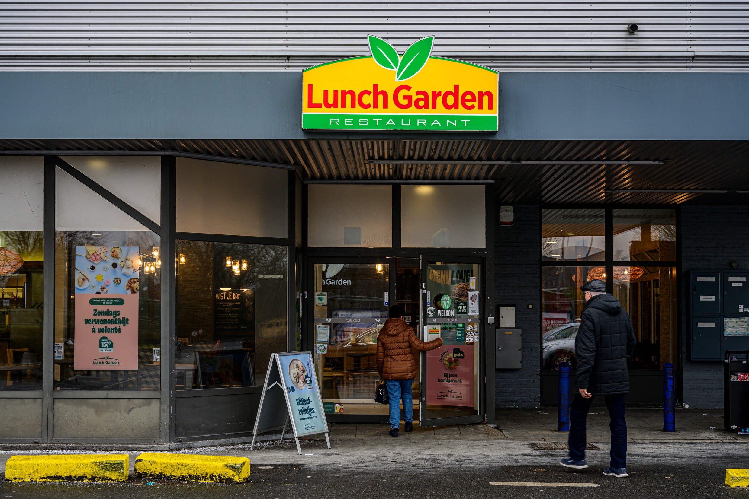 Lunch Garden vraagt faillissement aan en wil doorstart met helft van ...