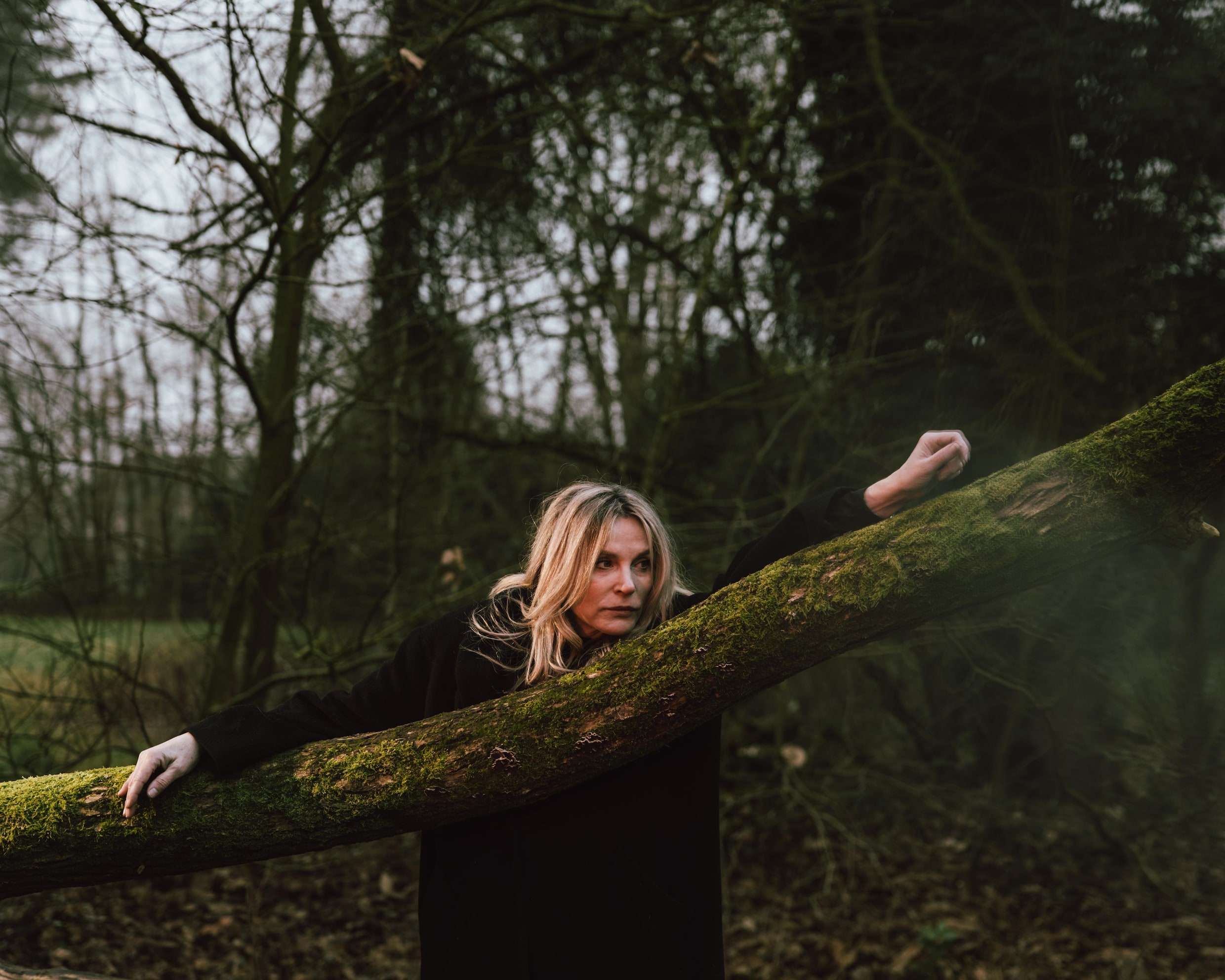 ‘Mannen worden toegejuicht als ze met een jongere vriendin thuiskomen ...