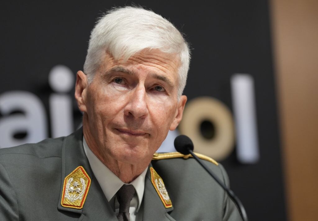 Hoofd Militair Comité van de EU wil Europese soldaten in Groenland ...