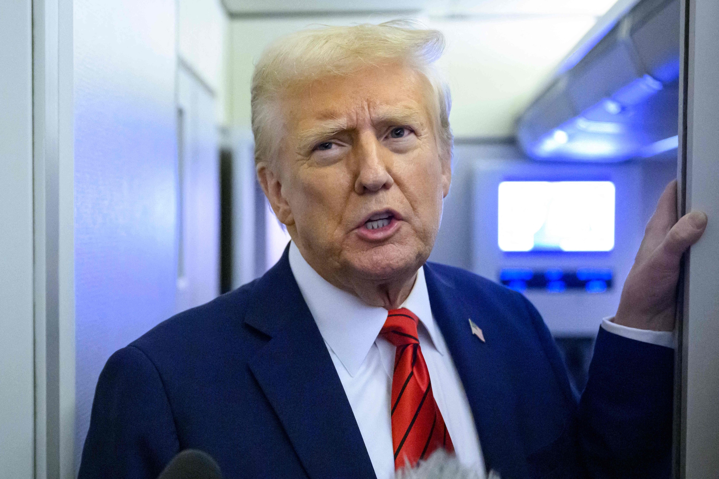 Live - Trump kondigt nieuwe heffingen aan • Verenigde Staten dreigen ...