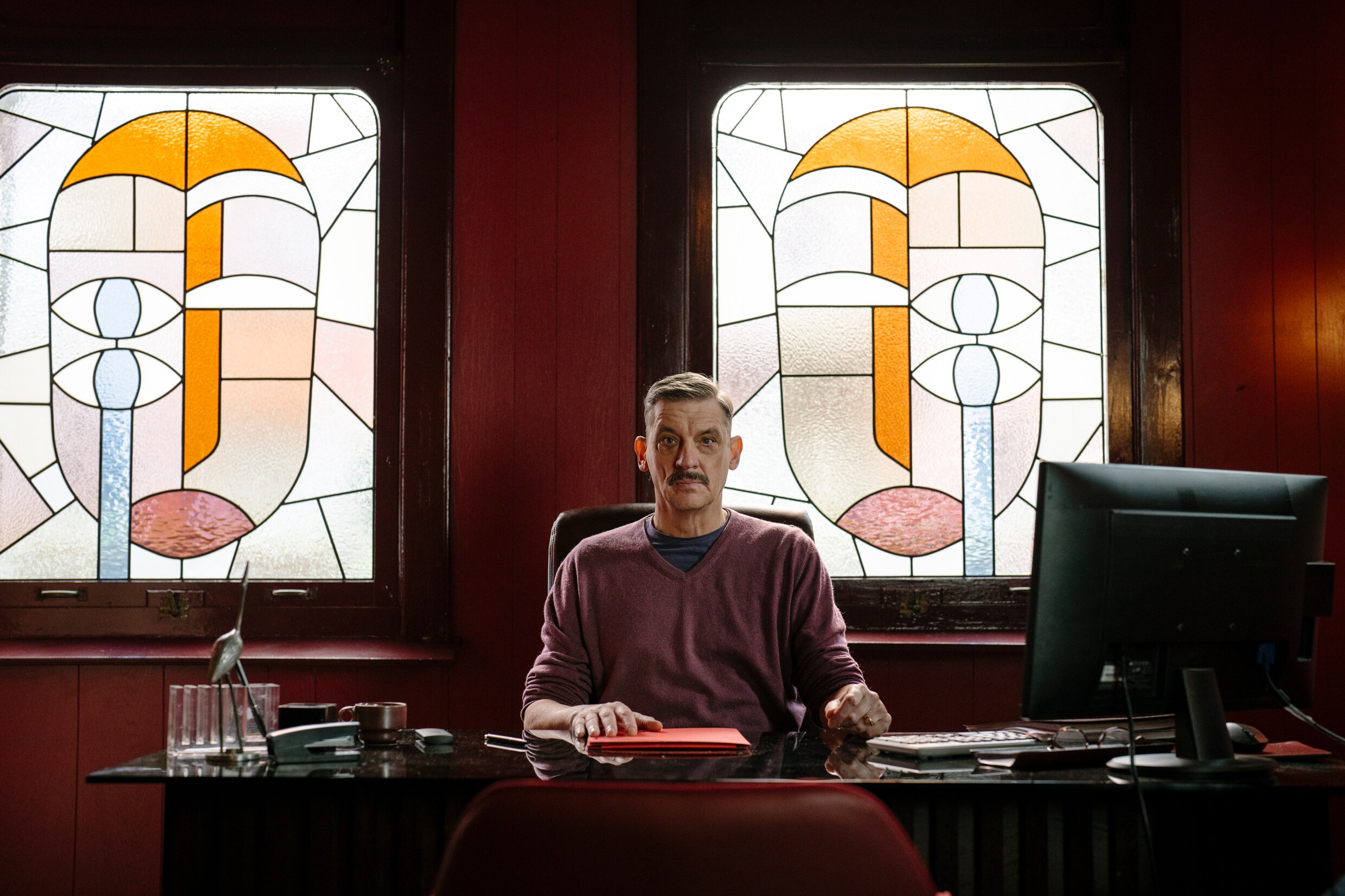 Na ‘Clan’ en ‘Tabula rasa’ komt Malin-Sarah Gozin met ‘Dood spoor’: wat ...