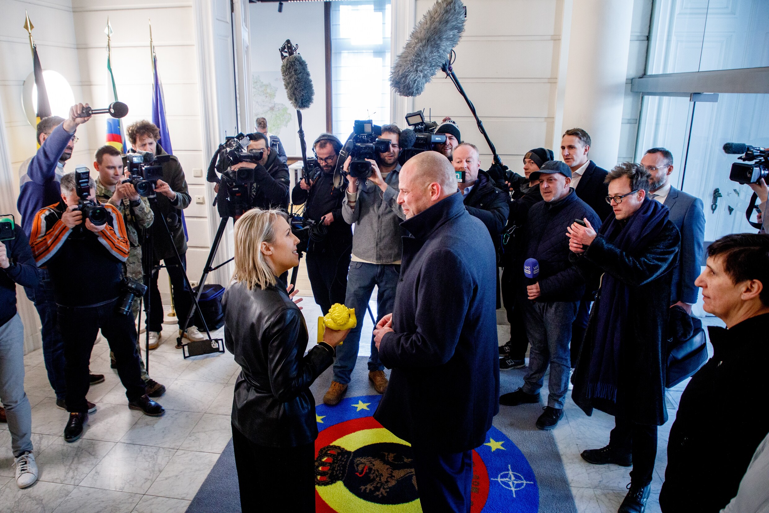 ‘Ik ga gewoon blijven tweeten. Maar op TikTok zul je me niet vinden’: kersvers minister van ...