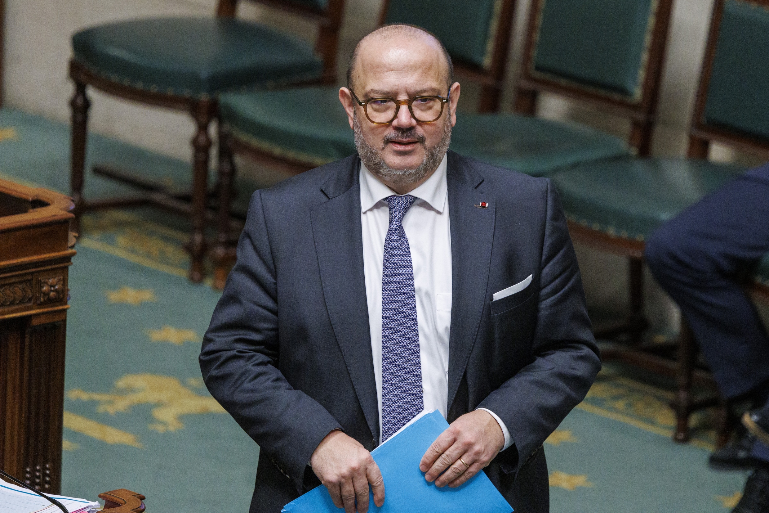 Minister van Binnenlandse Zaken wil militairen inzetten om politie te ...