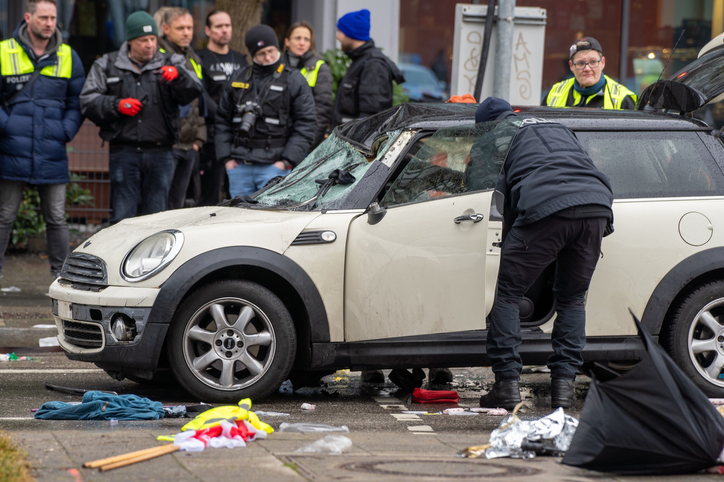 Derde aanslag in Duitsland en toch wijzigen de peilingen voor AfD voor de verkiezingen niet. Hoe ...