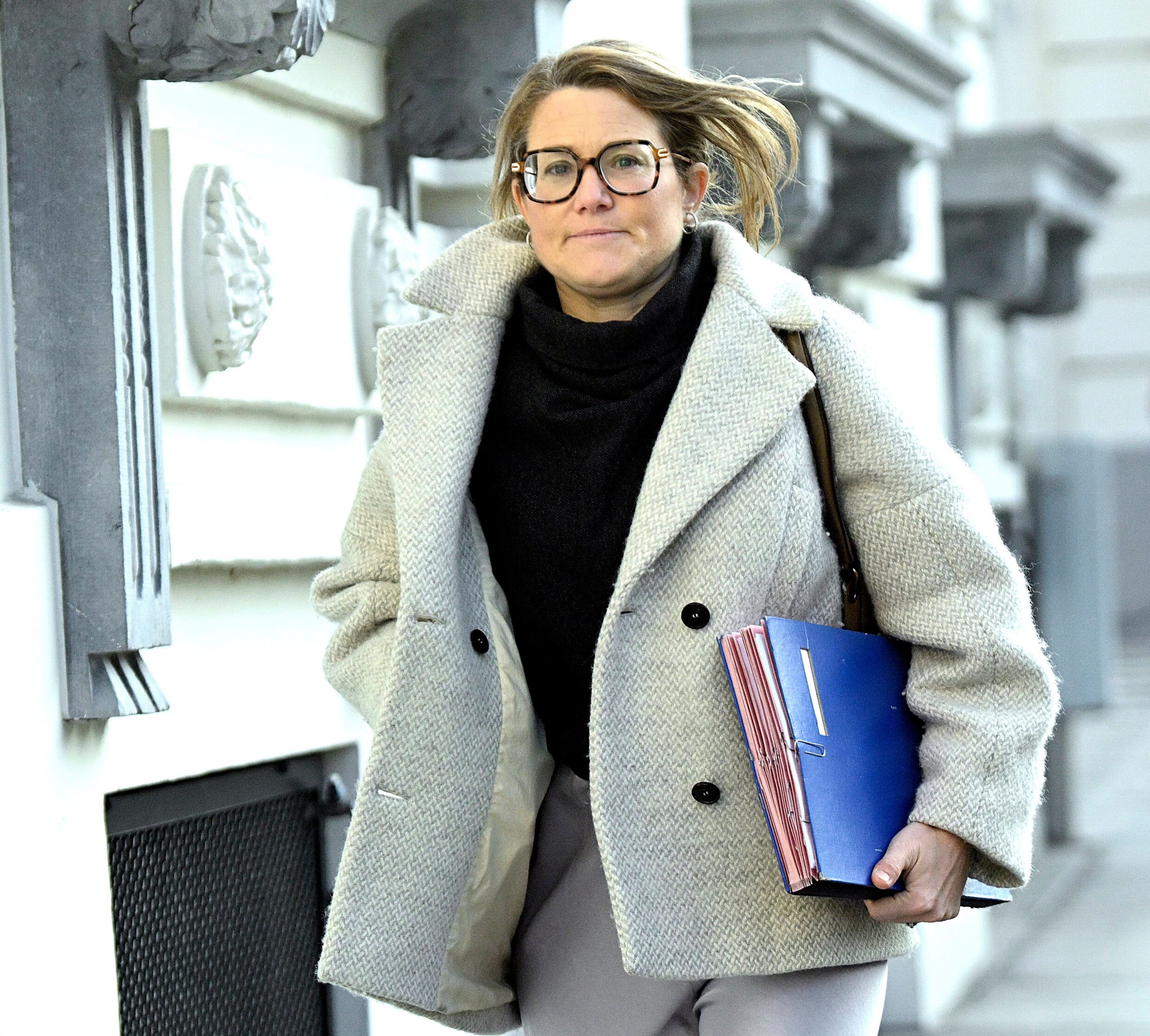 ‘Een eerste kans voor minister Van Bossuyt om zich te laten gelden ...