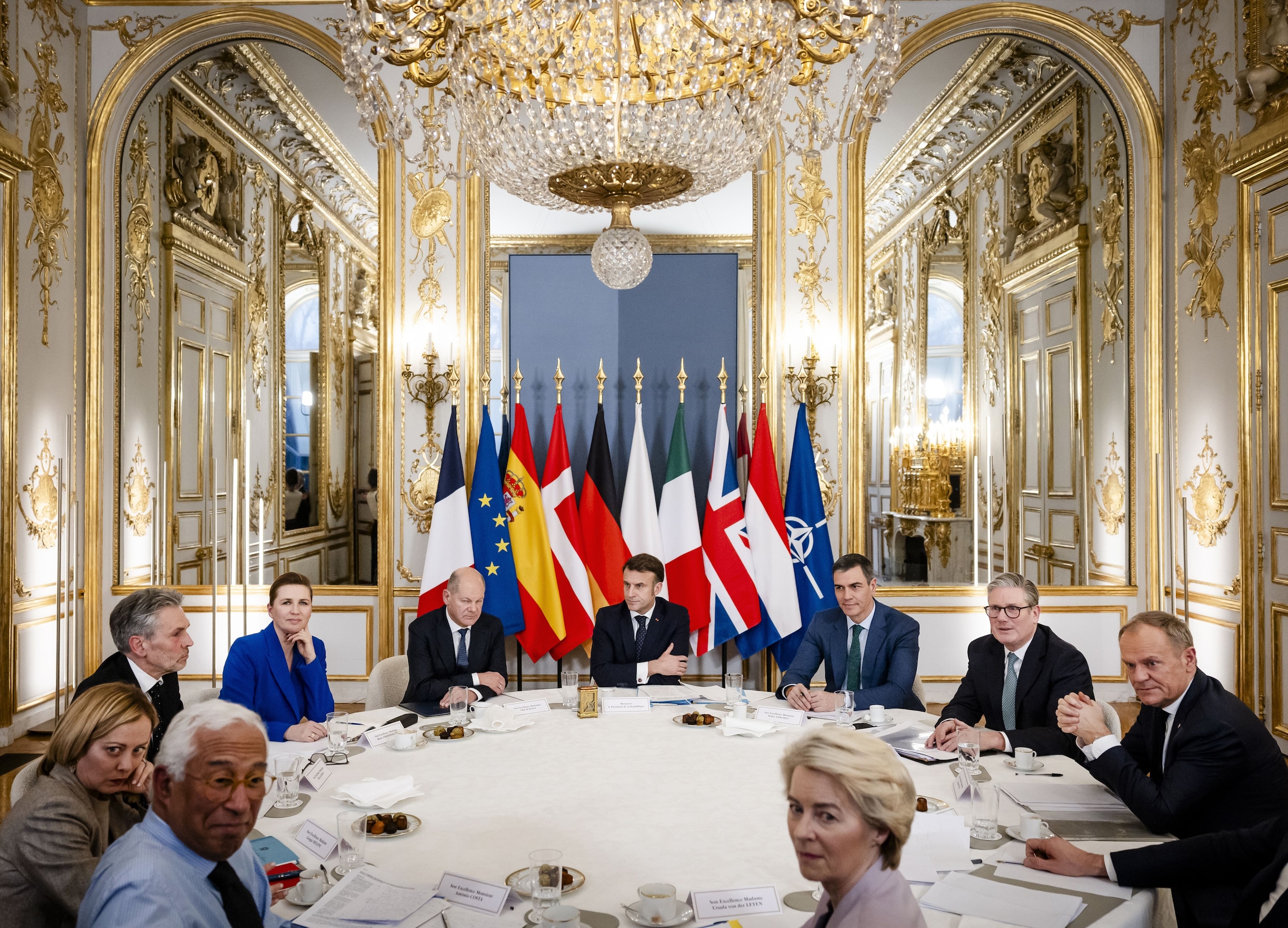 Minder veto’s, meer actie: Europa moet dringend zijn ‘sh*t together ...