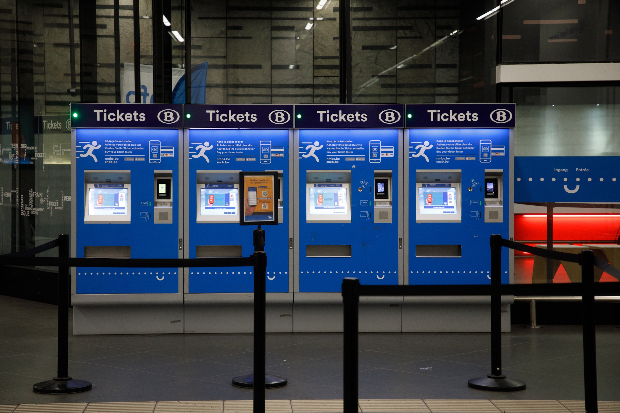 Nog meer hinder bij NMBS op komst: spoorbonden kondigen 18 stakingsdagen aan | De Morgen