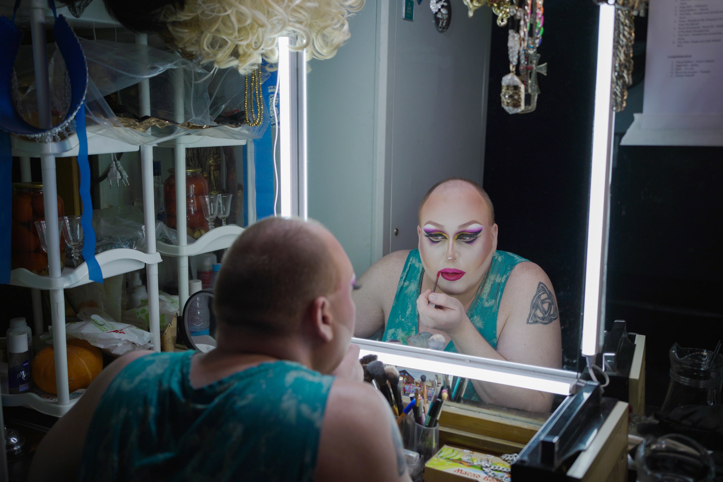 Russische fotografe Mary Gelman brengt de opgejaagde homogemeenschap in ...