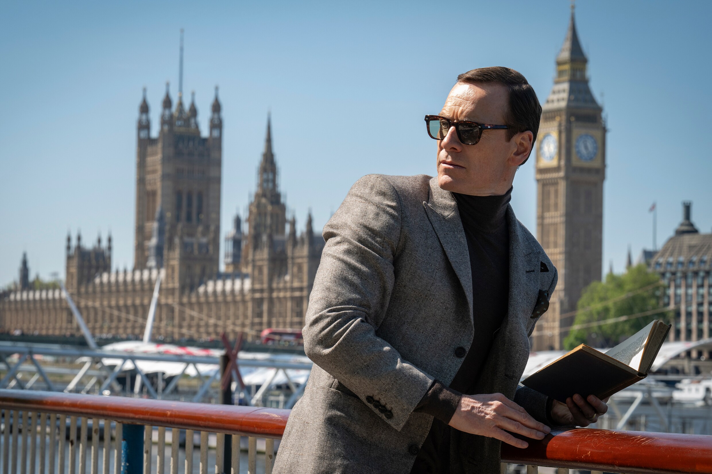 Michael Fassbender balanceert als geen ander tussen controle en ravage ...