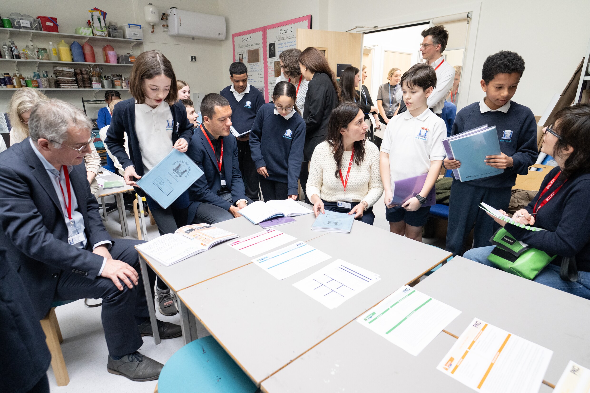 Vier lessen voor ons onderwijs na Zuhal Demirs bezoek aan Engelse ...