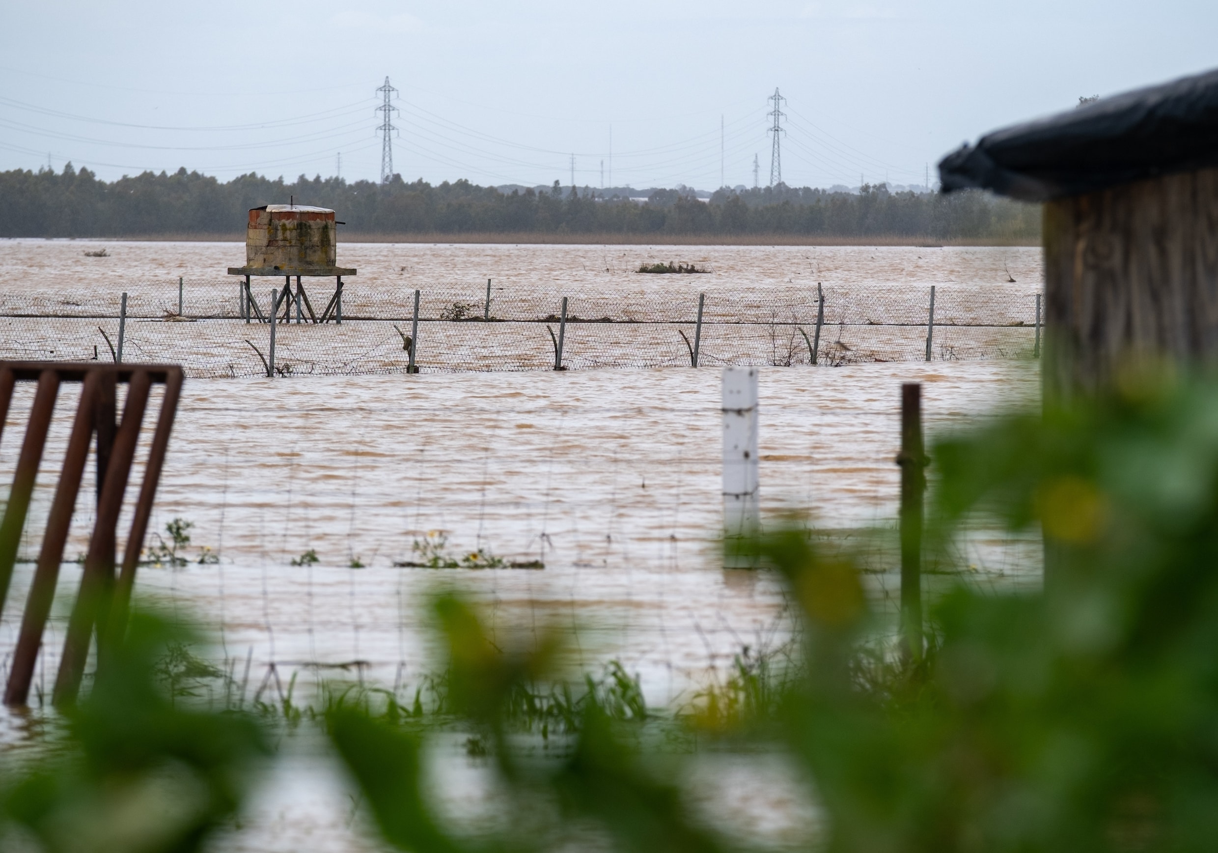 Storm Laurence leidt in Spanje tot overstromingen en problemen met ...