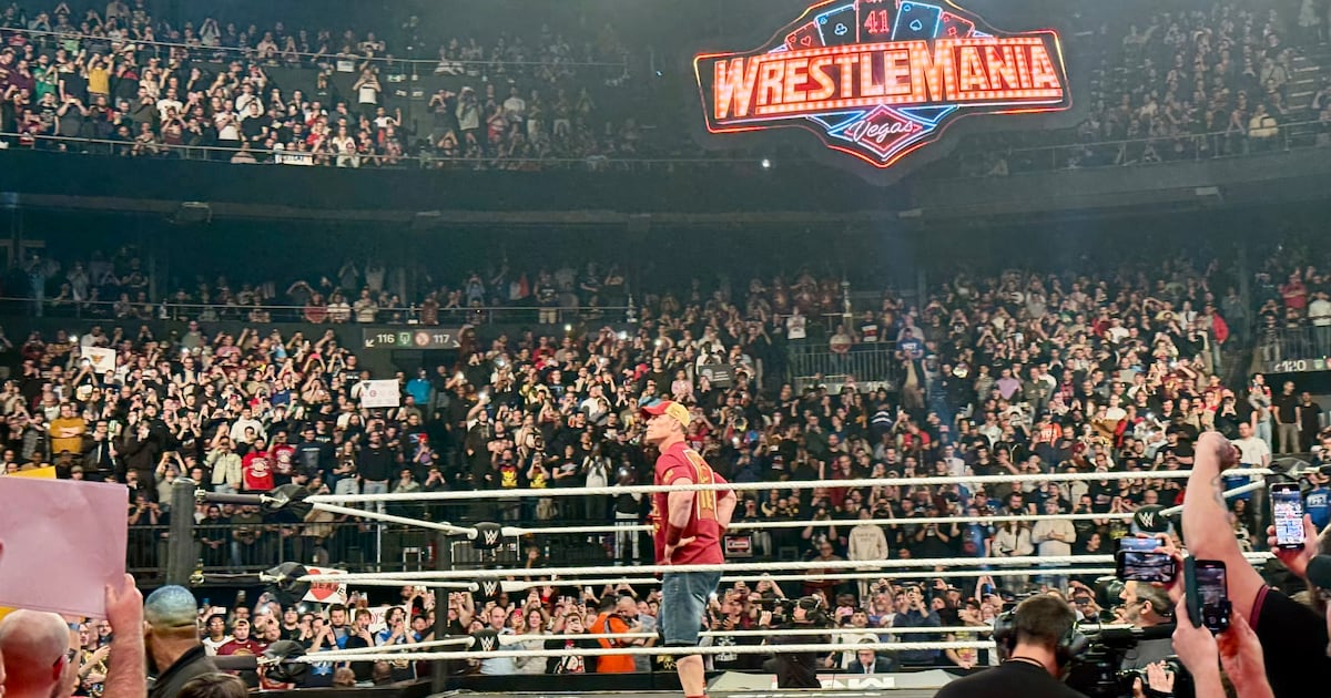 Een soap met stompen en stoten: worstelcircus strijkt neer in Brussel ...