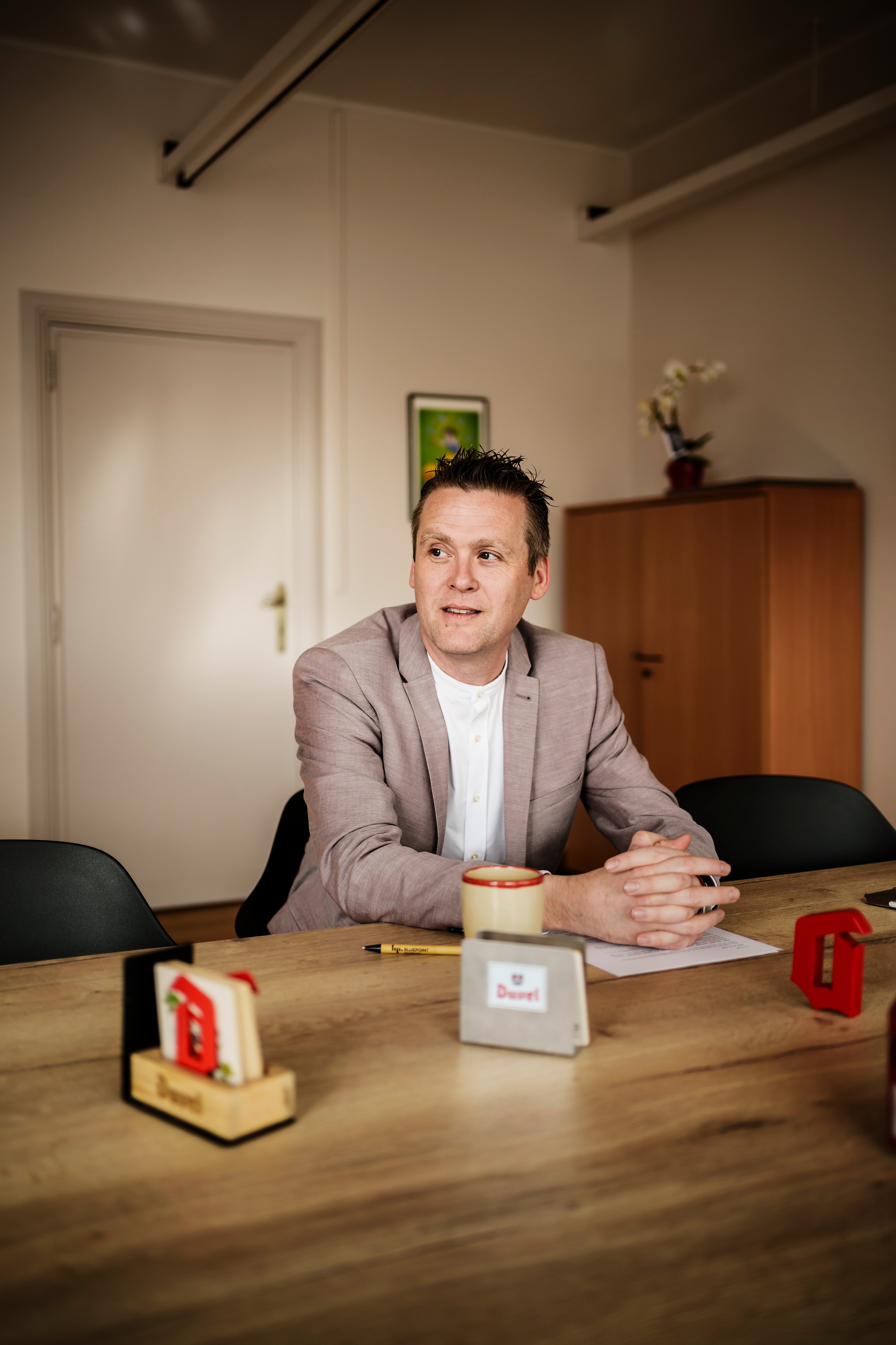 ABVV-topman: ‘We besparen op de gewone mensen’, daar komt het plan van Arizona op neer. Dat is ...