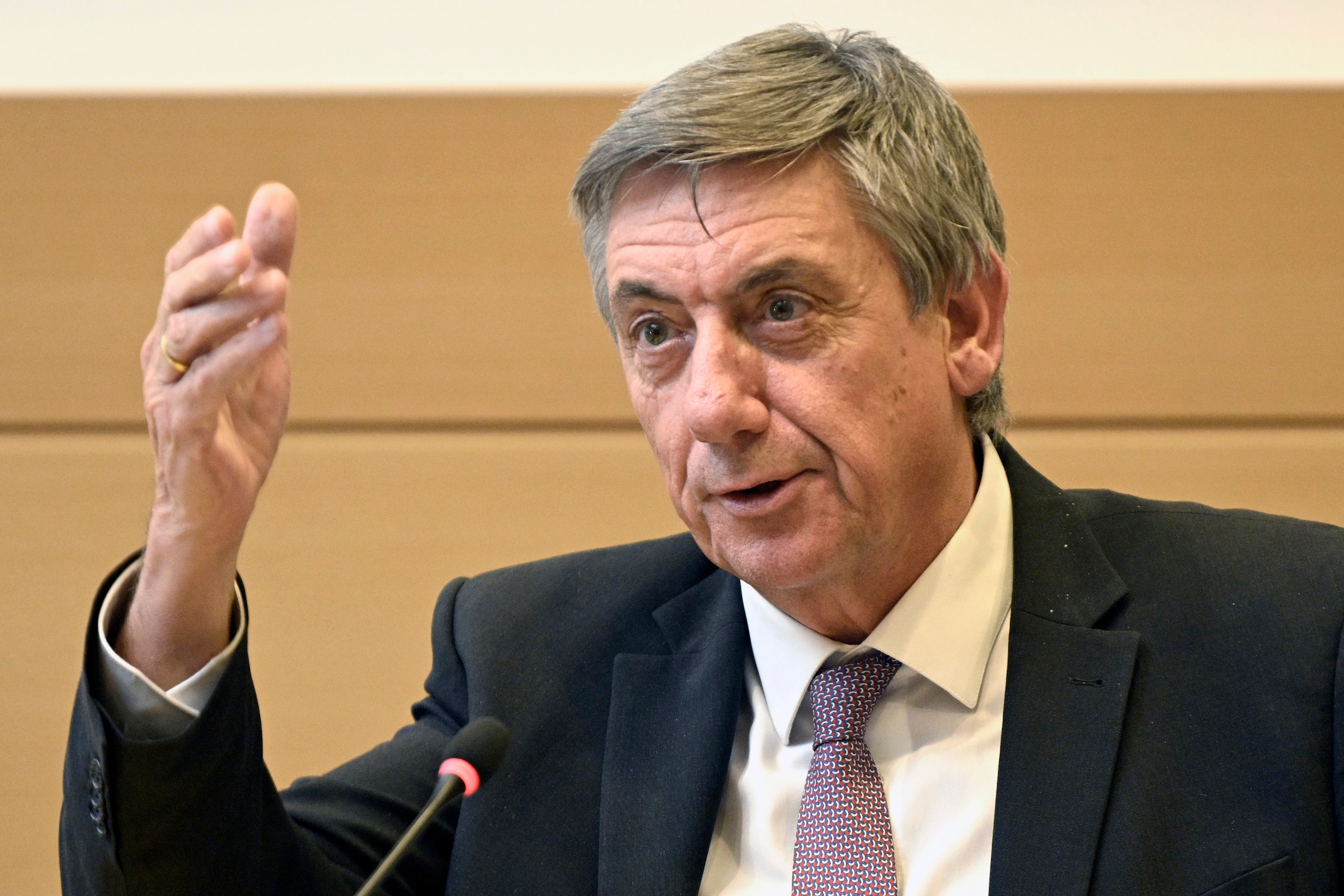 Minister Jambon publiceert boodschap naar aanleiding van algemene ...