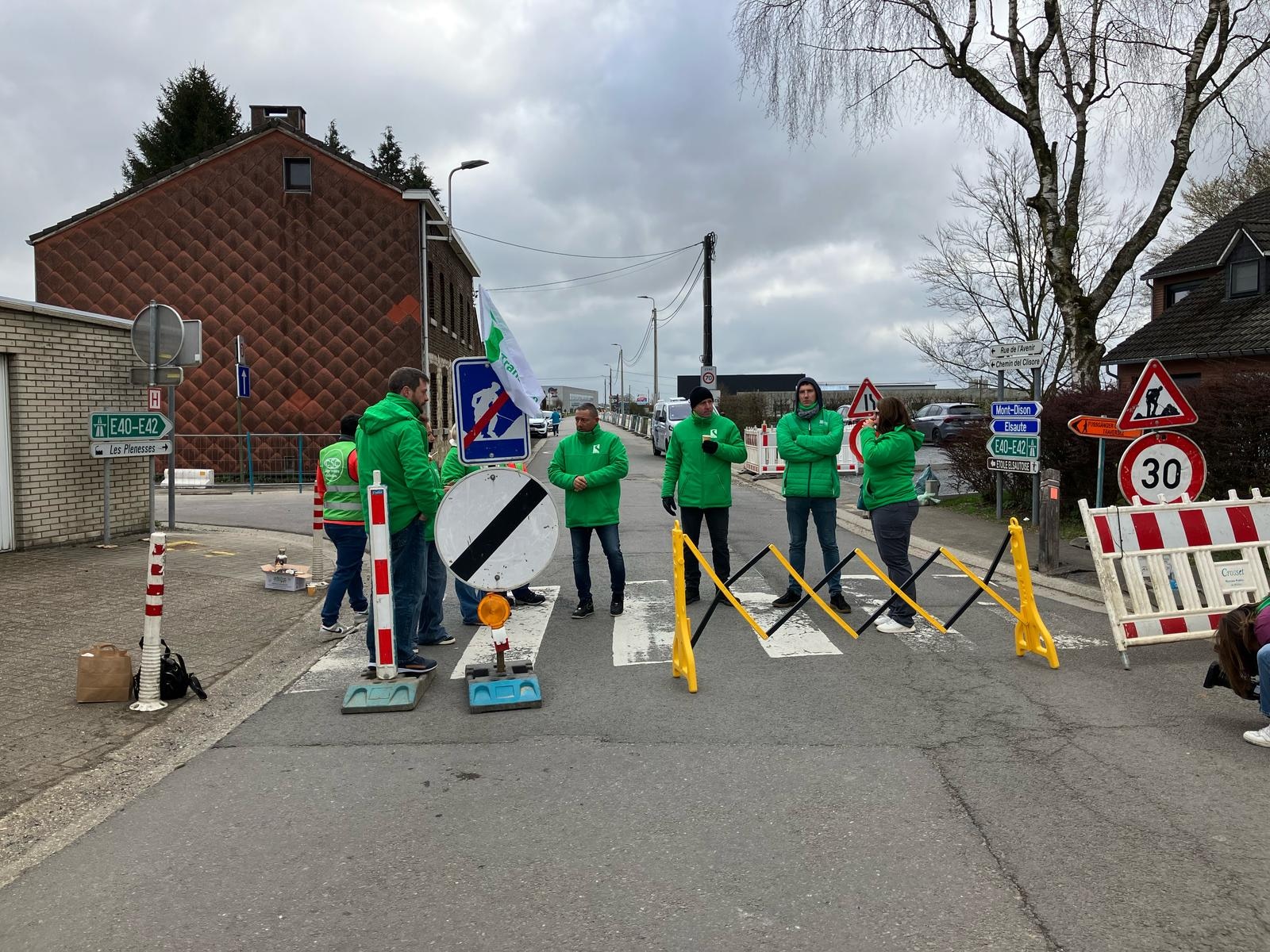 Live - Staking. Bestuurder die twee stakers aanreed is verhoord • ‘Er ...