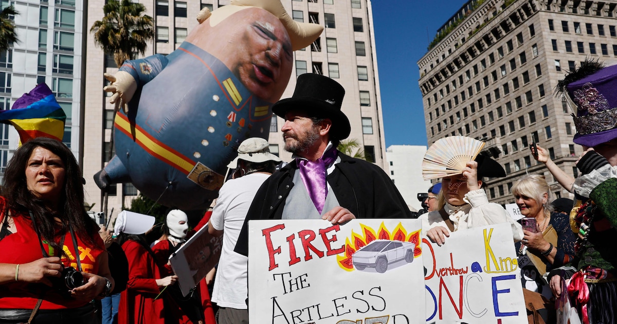 Met eerste massale protesten eisen Amerikanen dat Trump inbindt | De Morgen