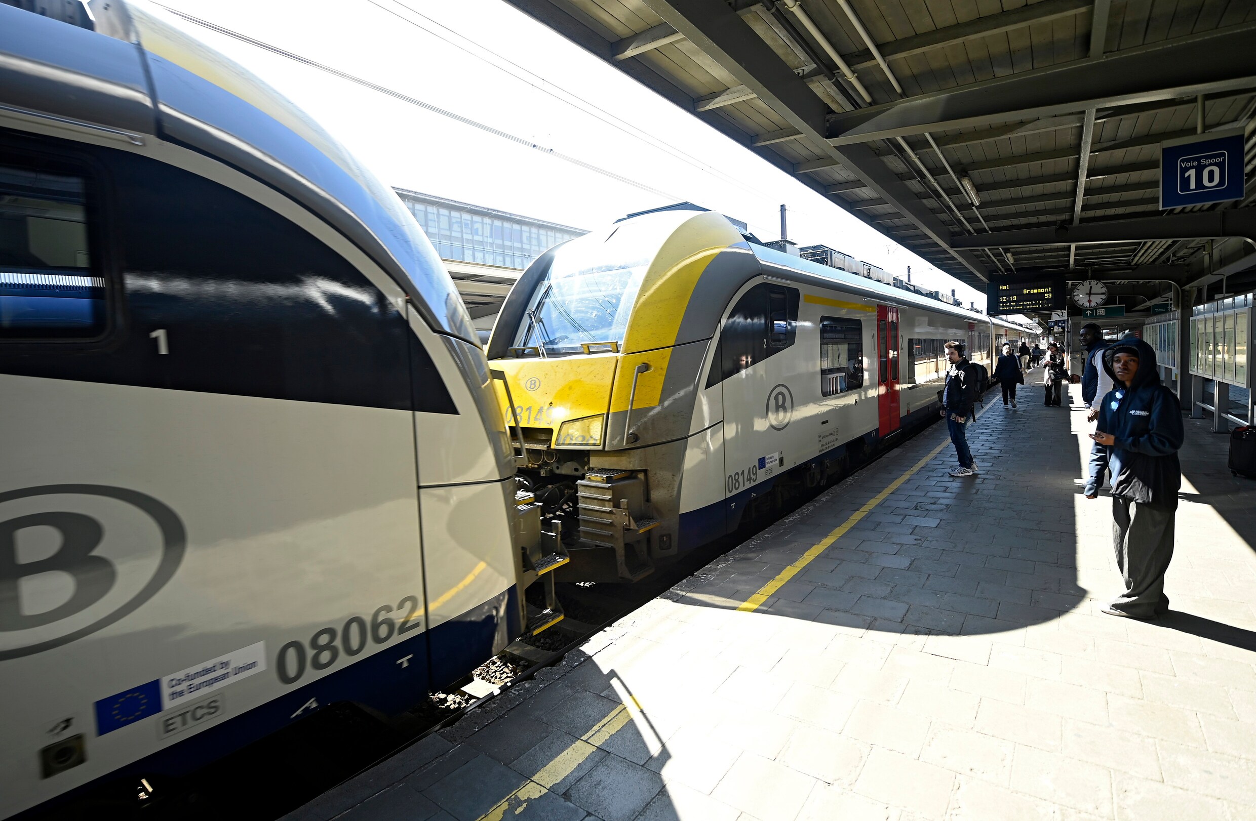 Gaat miljardenaankoop NMBS naar omstreden treinbouwer? | De Morgen
