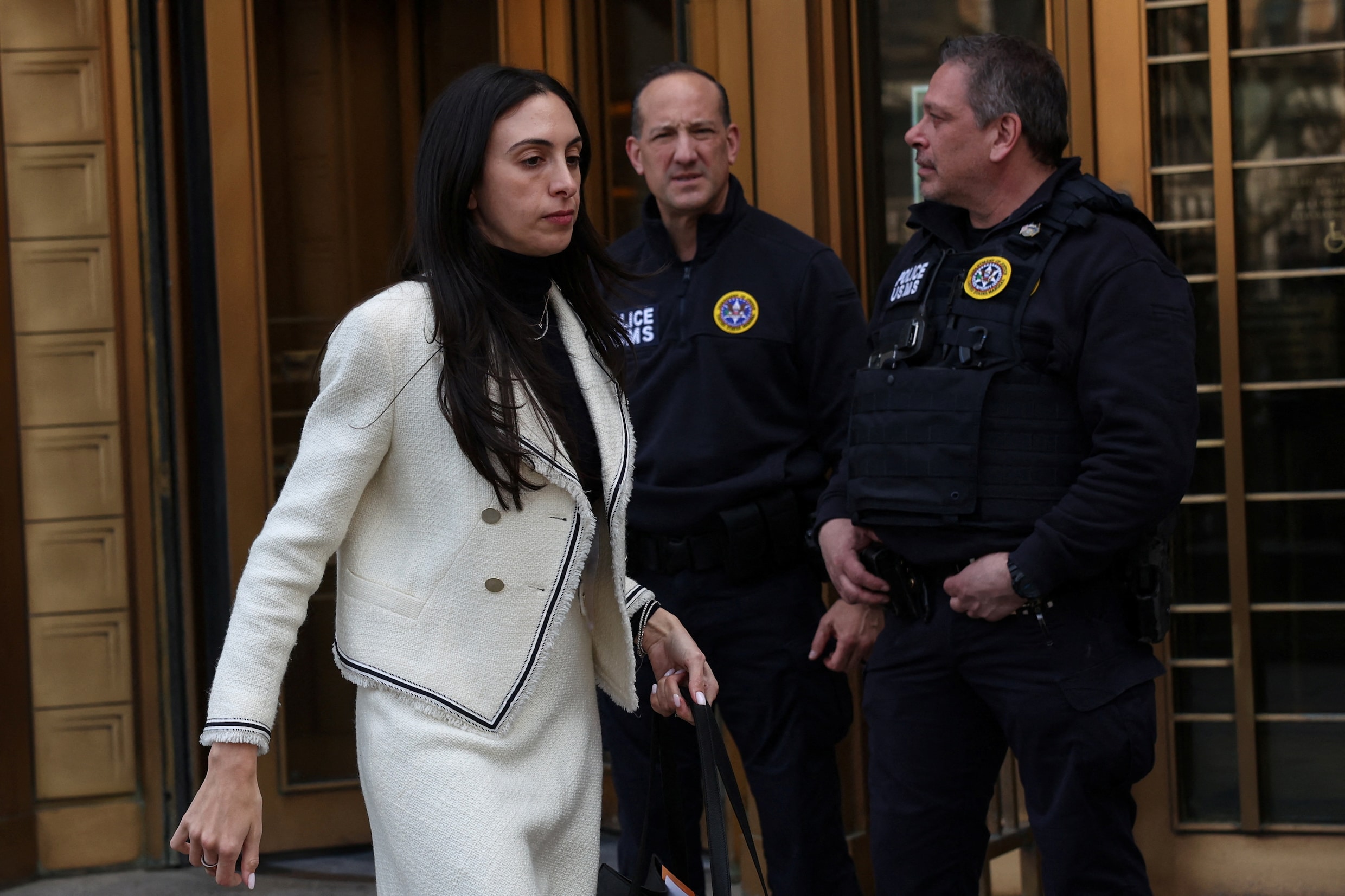 Muziekmagnaat Sean Combs in de cel: lange dagen van bedinspectie, eentonigheid en ...