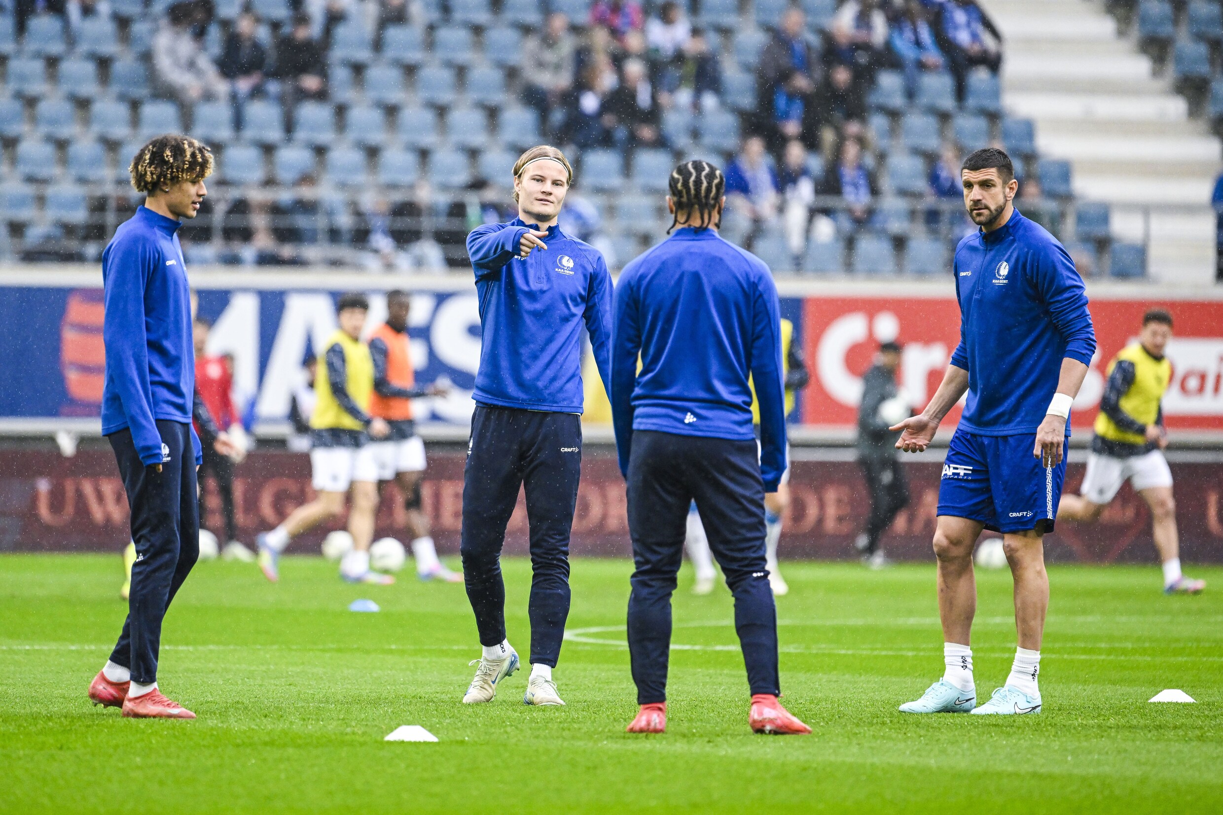 Bij AA Gent zit 13 miljoen euro te verkommeren op de bank | De Morgen