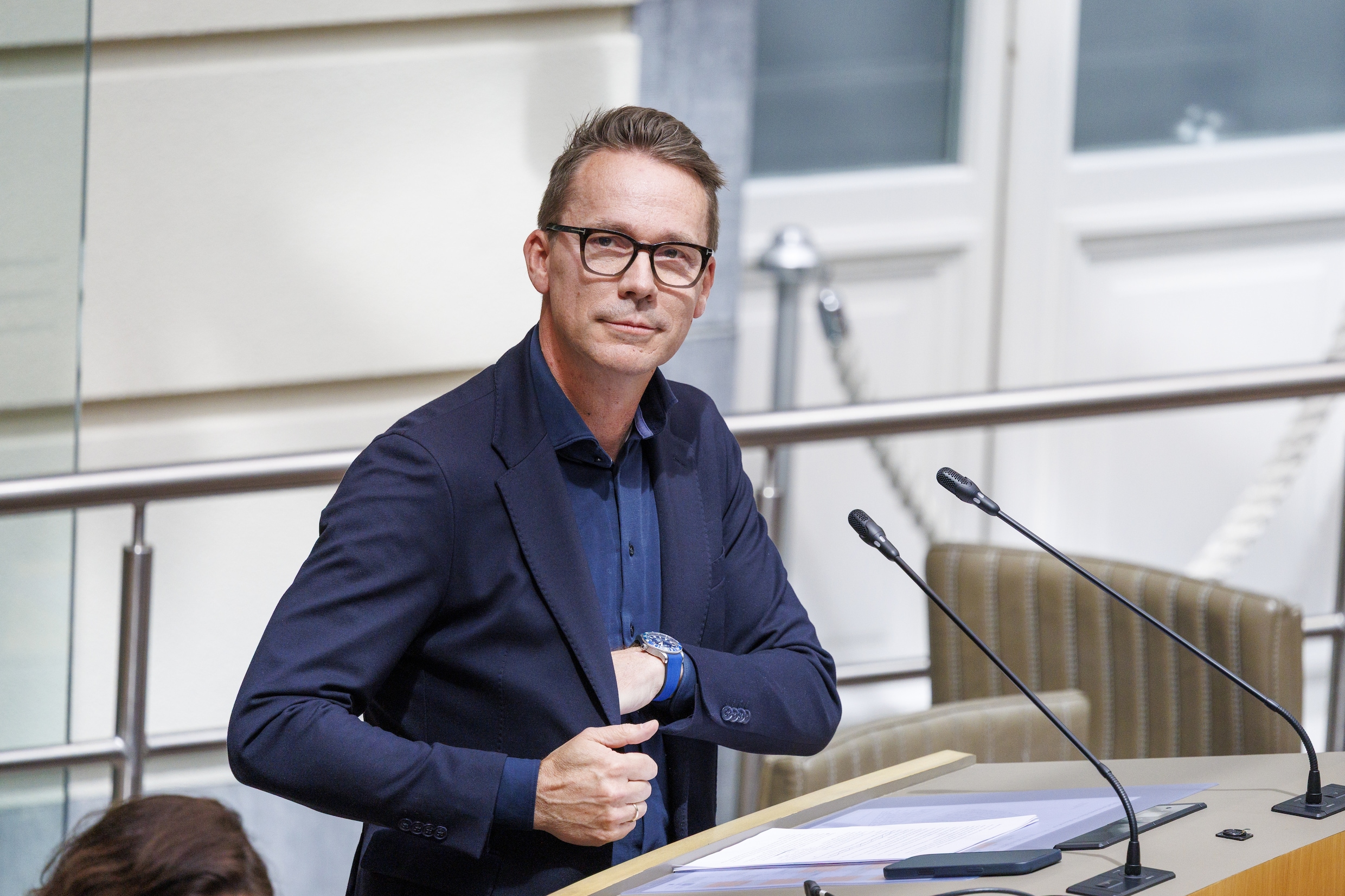 ‘We leven niet op linzen en water alleen’: nieuwe voedingstips vallen ...