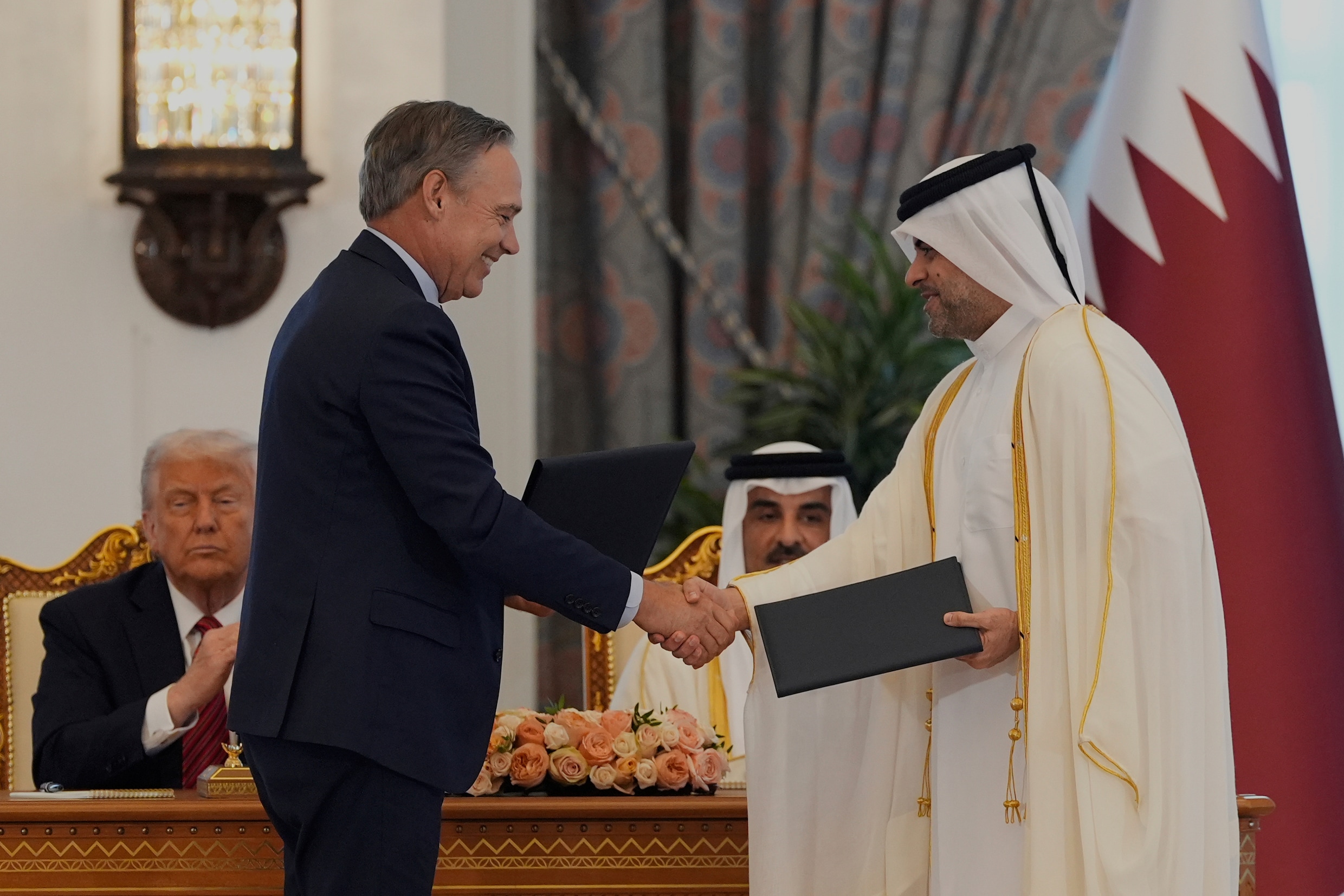 Live - President Trump. Qatar bestelt voor meer dan 175 miljard euro ...