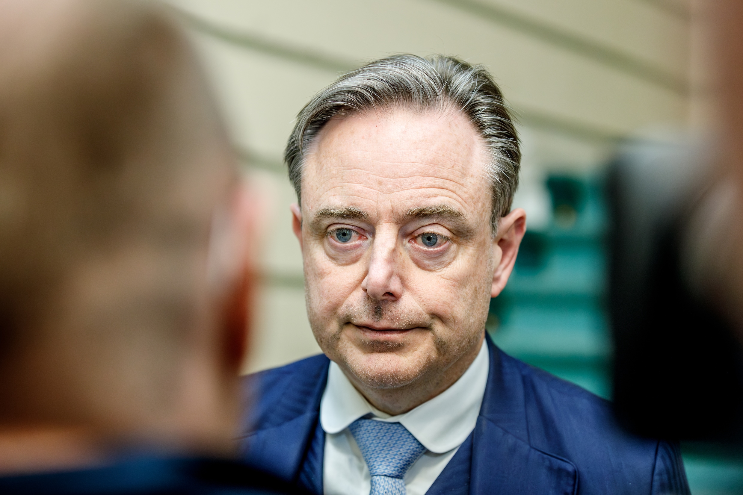 Op zoek naar 8 tot 10 miljard euro: premier De Wever begint aan heel ...