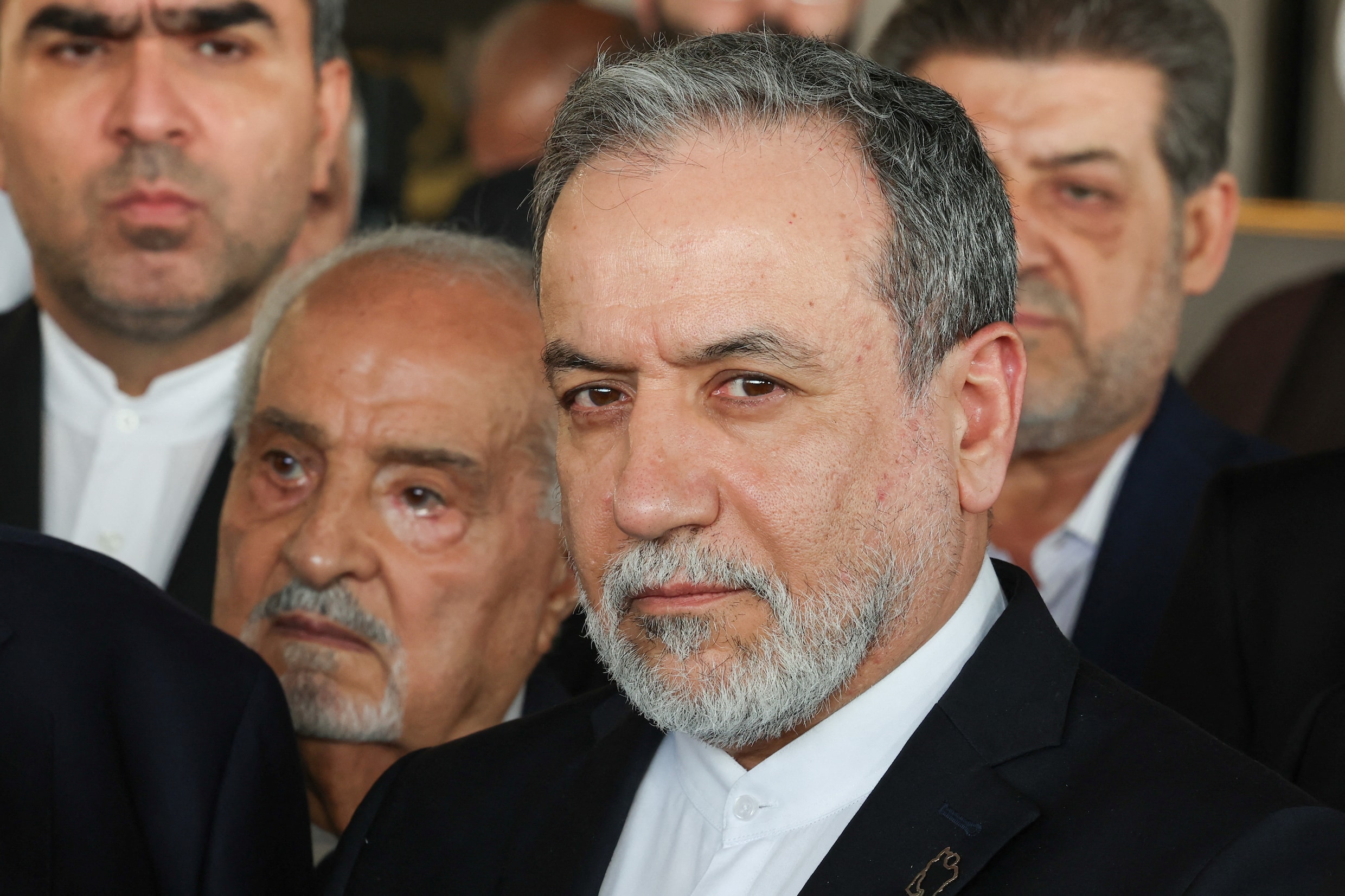 Live - Midden-Oosten. Al Jazeera-reporter Anas al-Sharif en vier andere ...