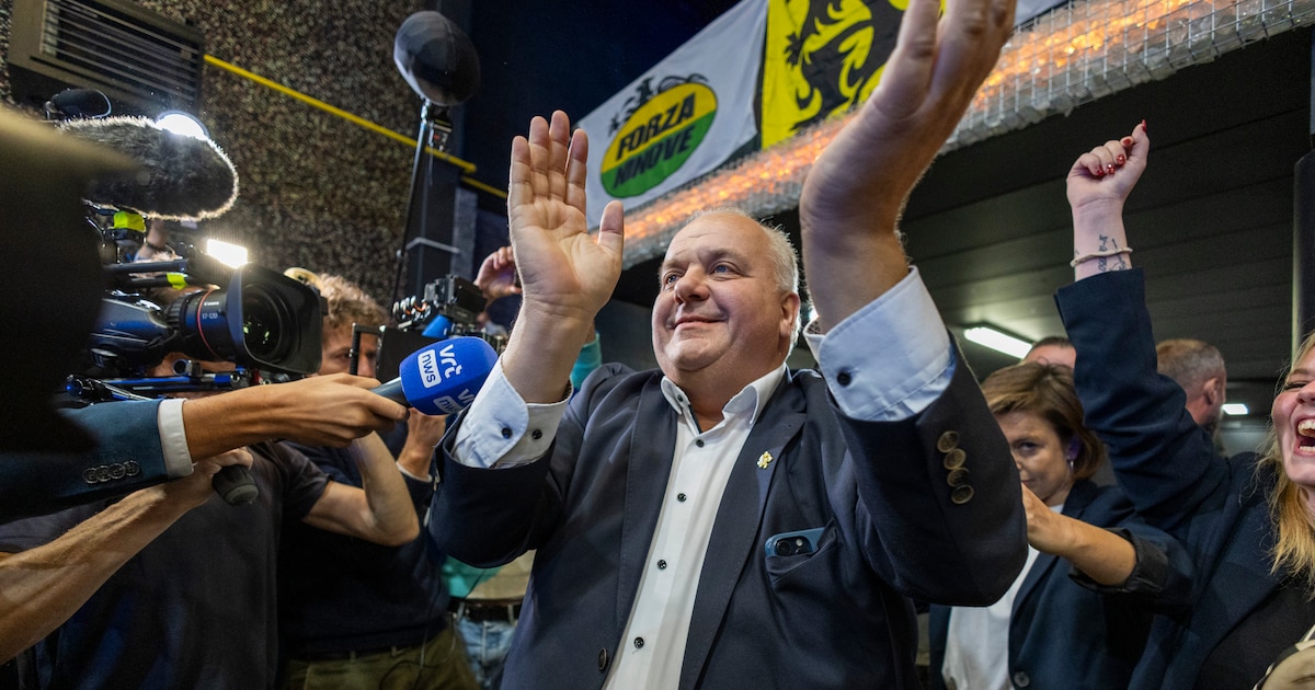 ‘Duizend dubieuze stemmen, dat is waar we van uitgaan’: hoe attesten en ...