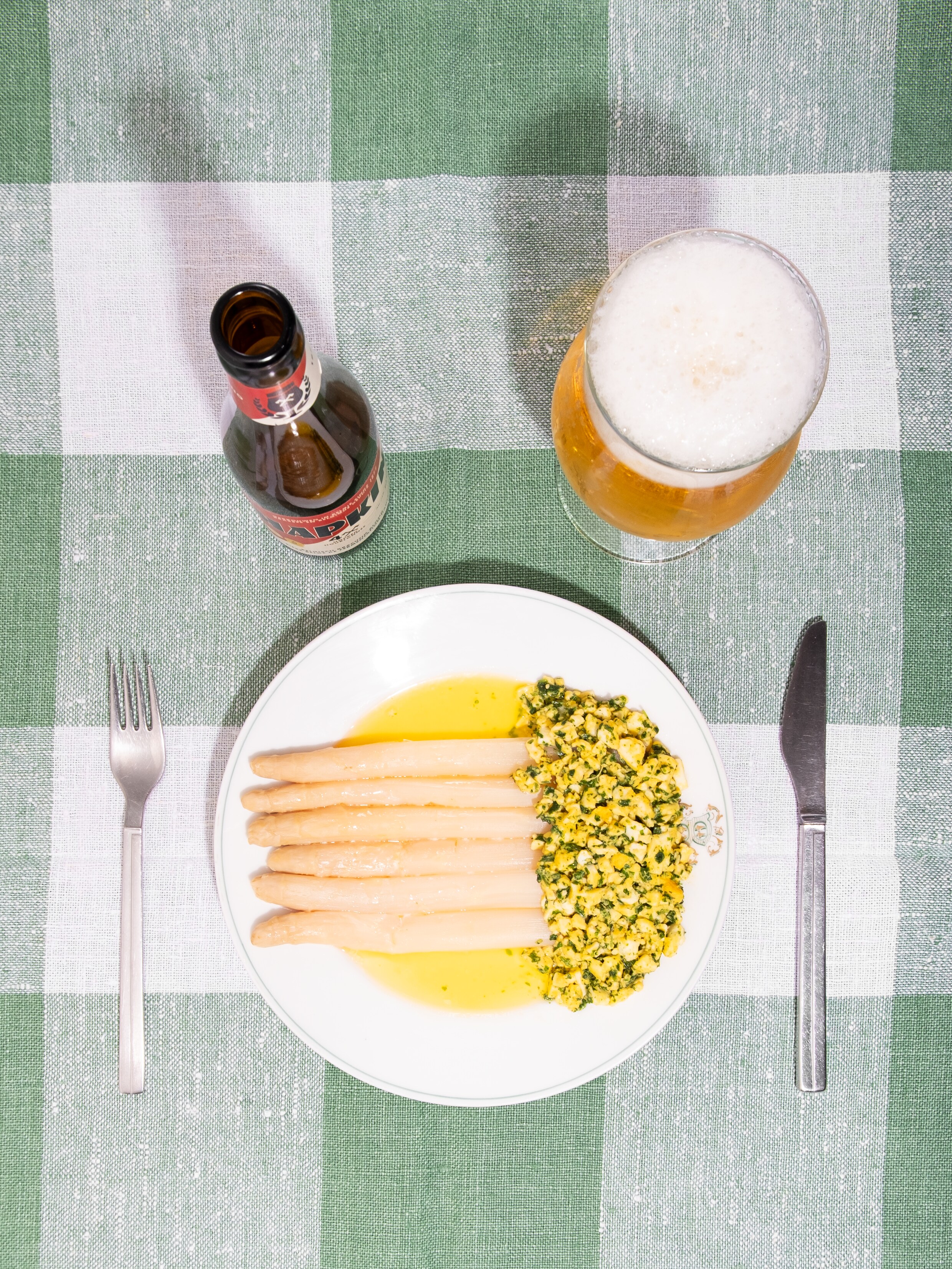 ‘Hij liet een perzik met tonijn op zijn arm tatoeëren’: chefs en ...