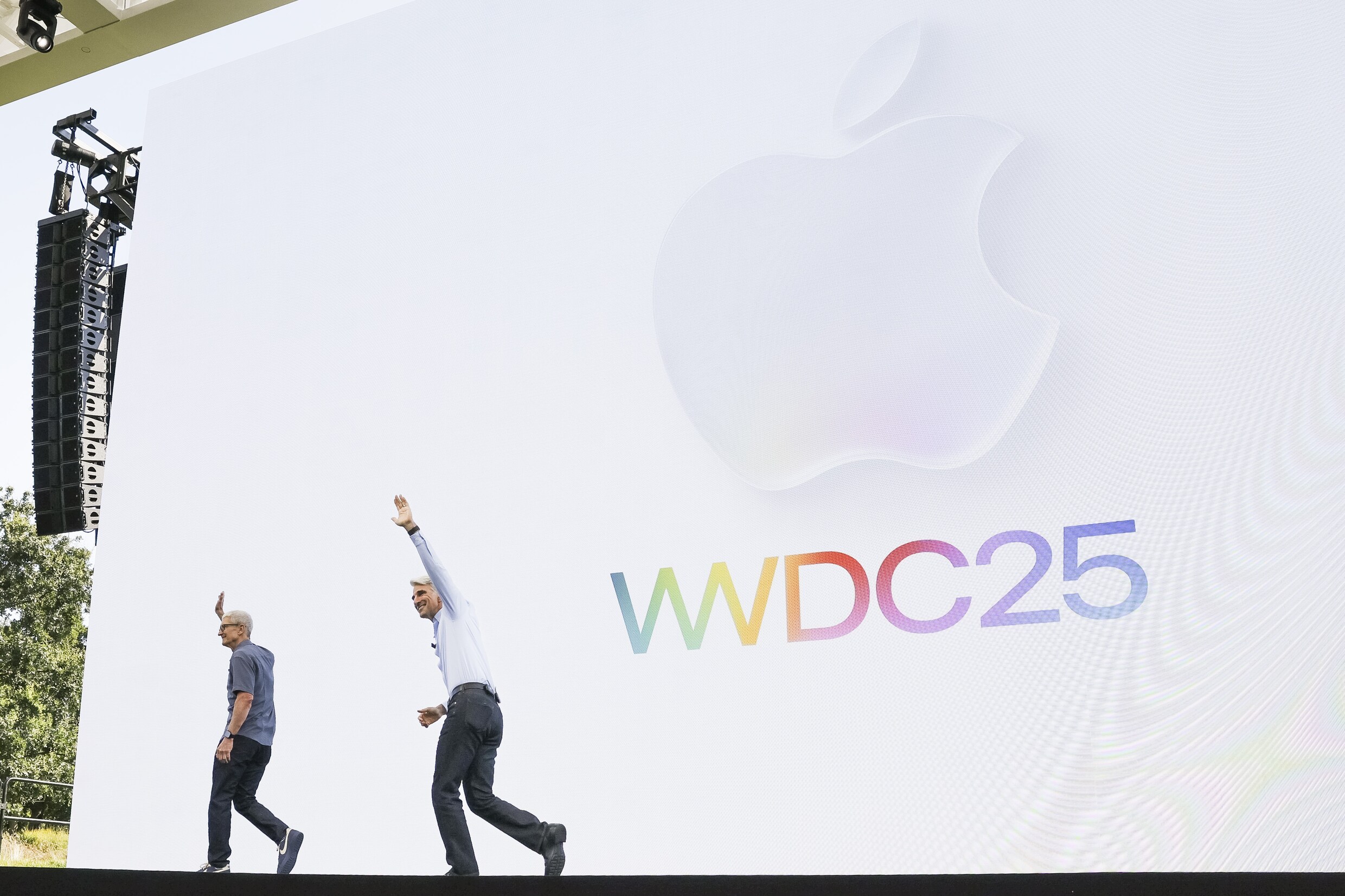 Er blijft vandaag maar weinig over van de dure beloftes van Apple-baas ...