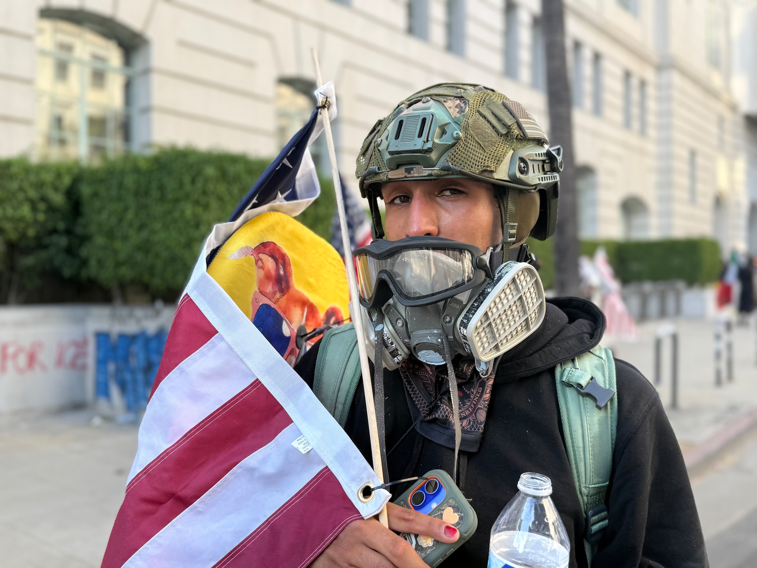 Op één van de tweeduizend protesten tegen Trump: ‘Hij zet het leger in ...