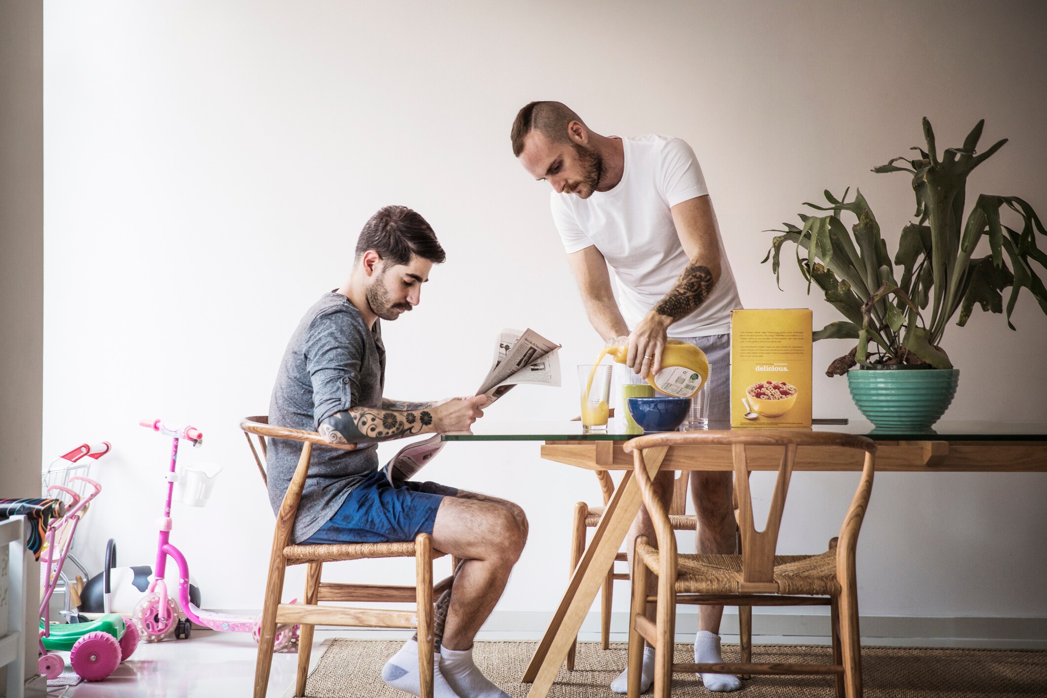 Van vloerkleed tot fotopaneel: wat wél en niet werkt tegen galm in huis ...