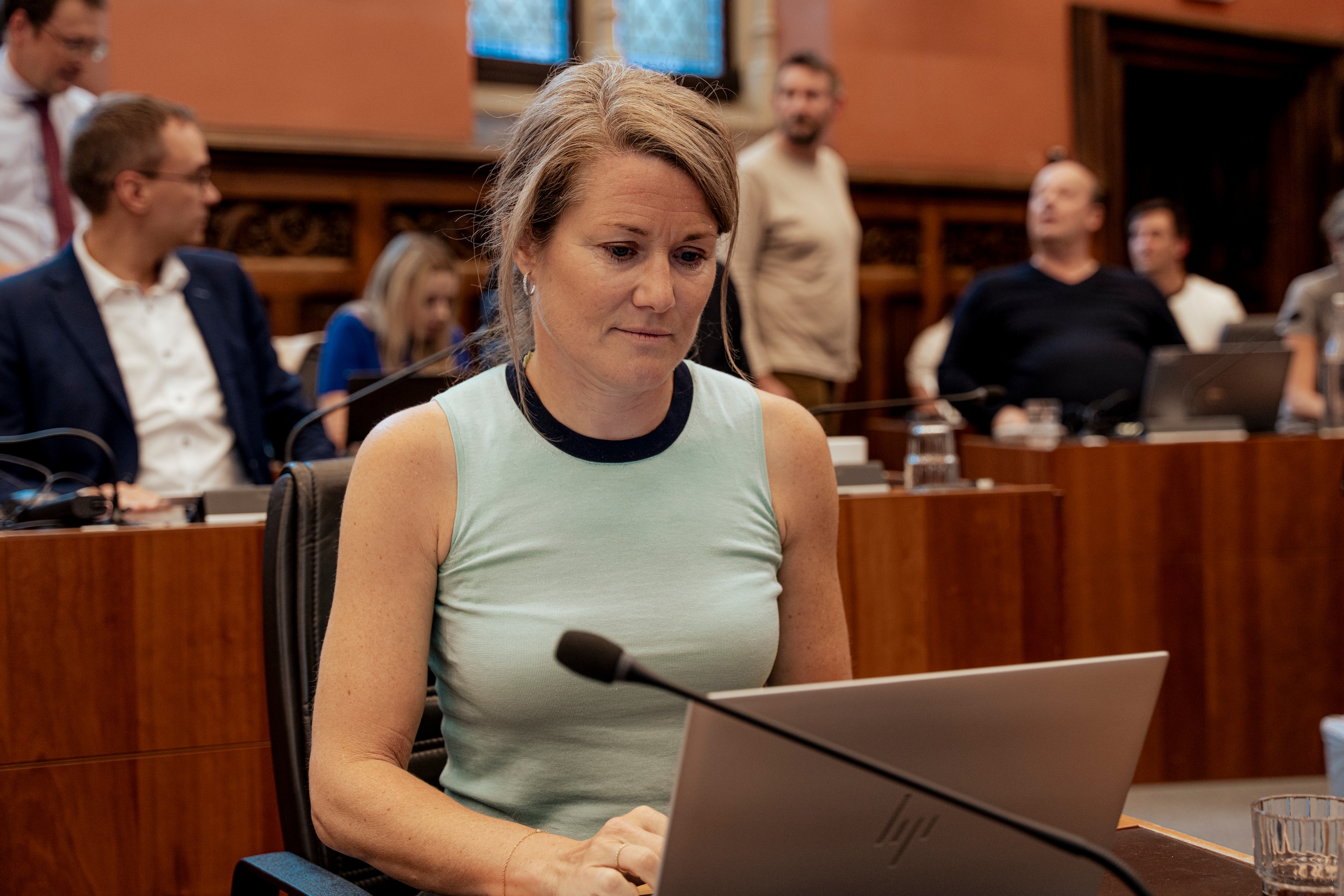 Live - Actievoerders blokkeren omgeving rond stadhuis in Gent ...