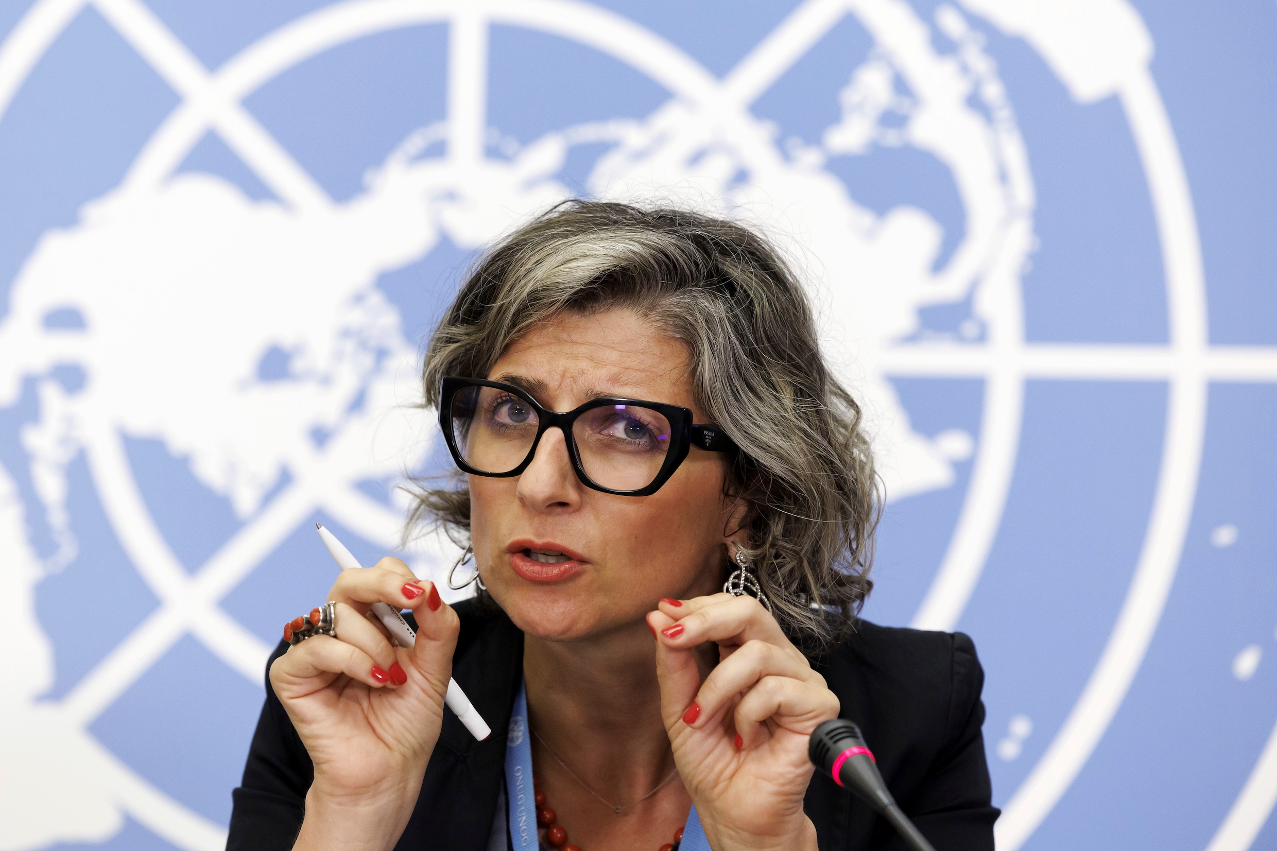 VS bestraffen VN-rapporteur Francesca Albanese vanwege haar felle ...