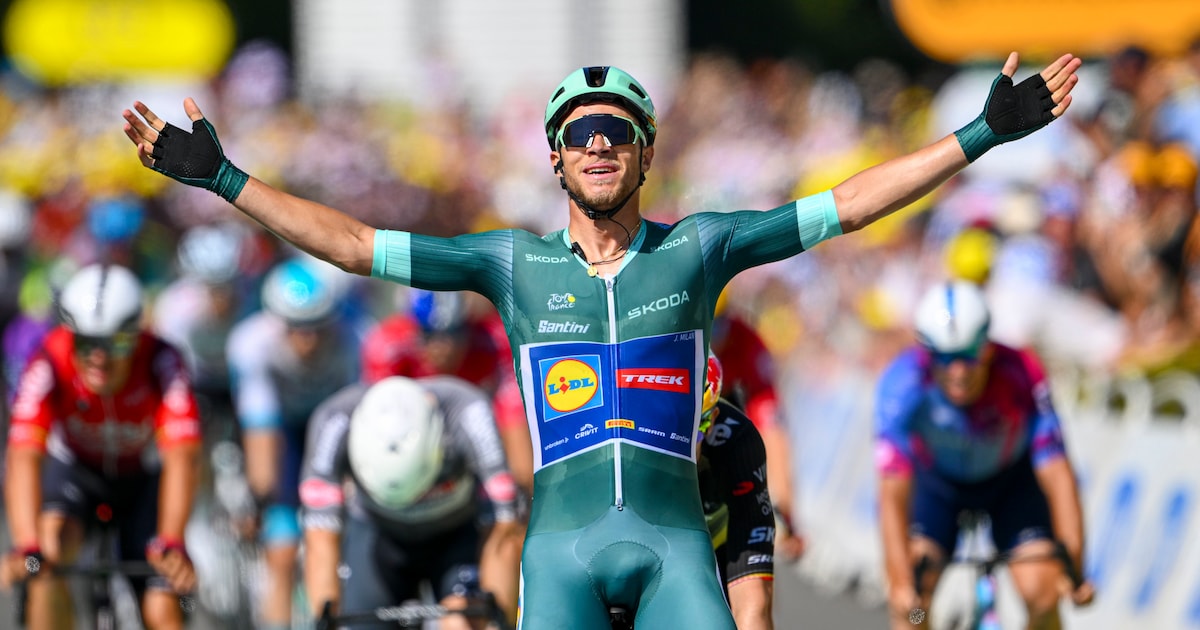 Jonathan Milan (Ita/Lidl-Trek) wint in Laval na een massasprint de ...