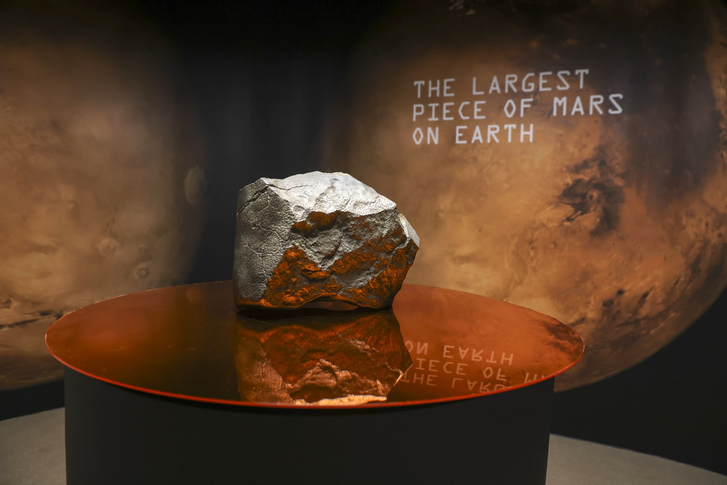 Niger eist antwoorden na verkoop van grootste Marsmeteoriet ooit voor 4 ...