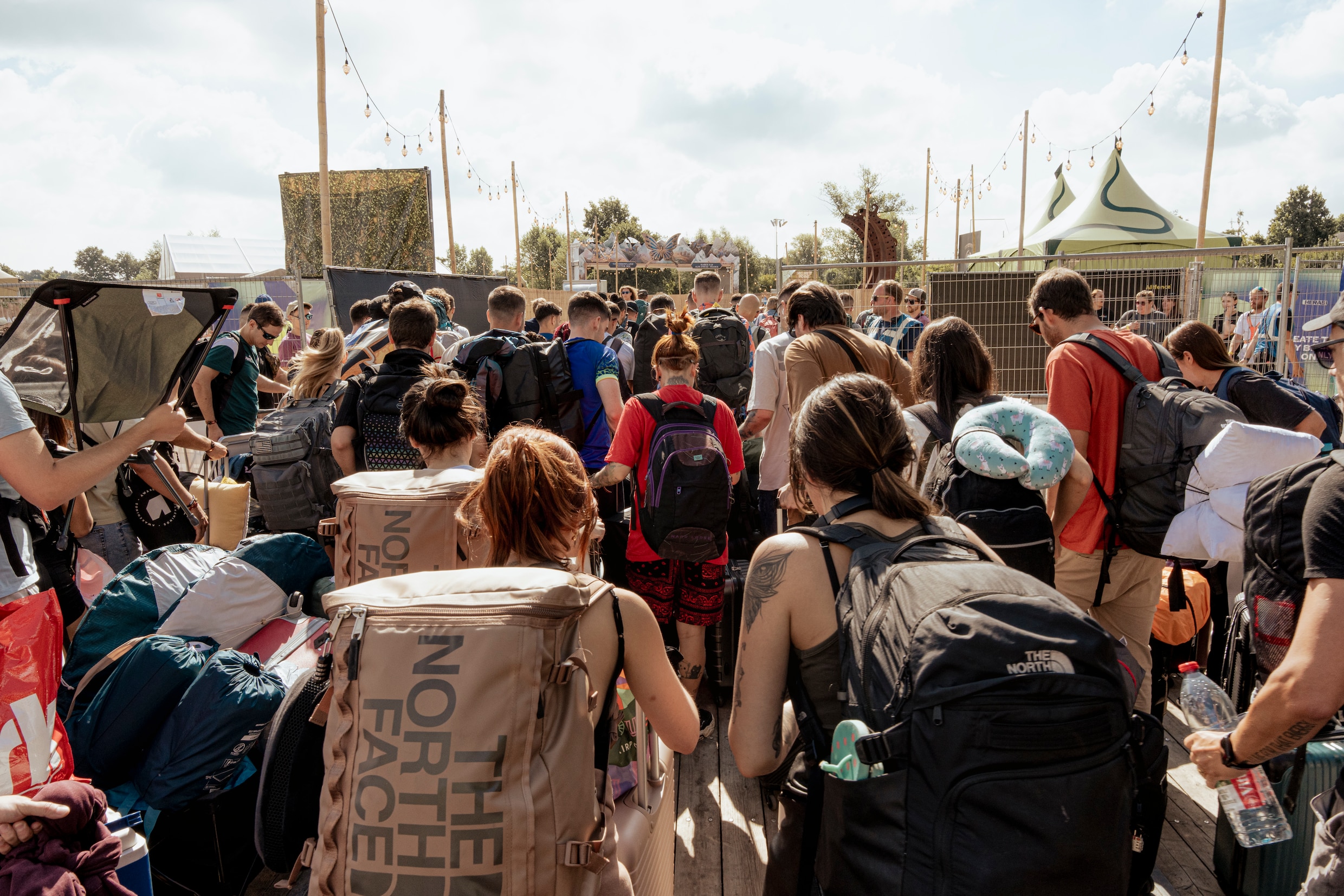 Live - Brand Tomorrowland. Tomorrowland vraagt festivalgangers om ...