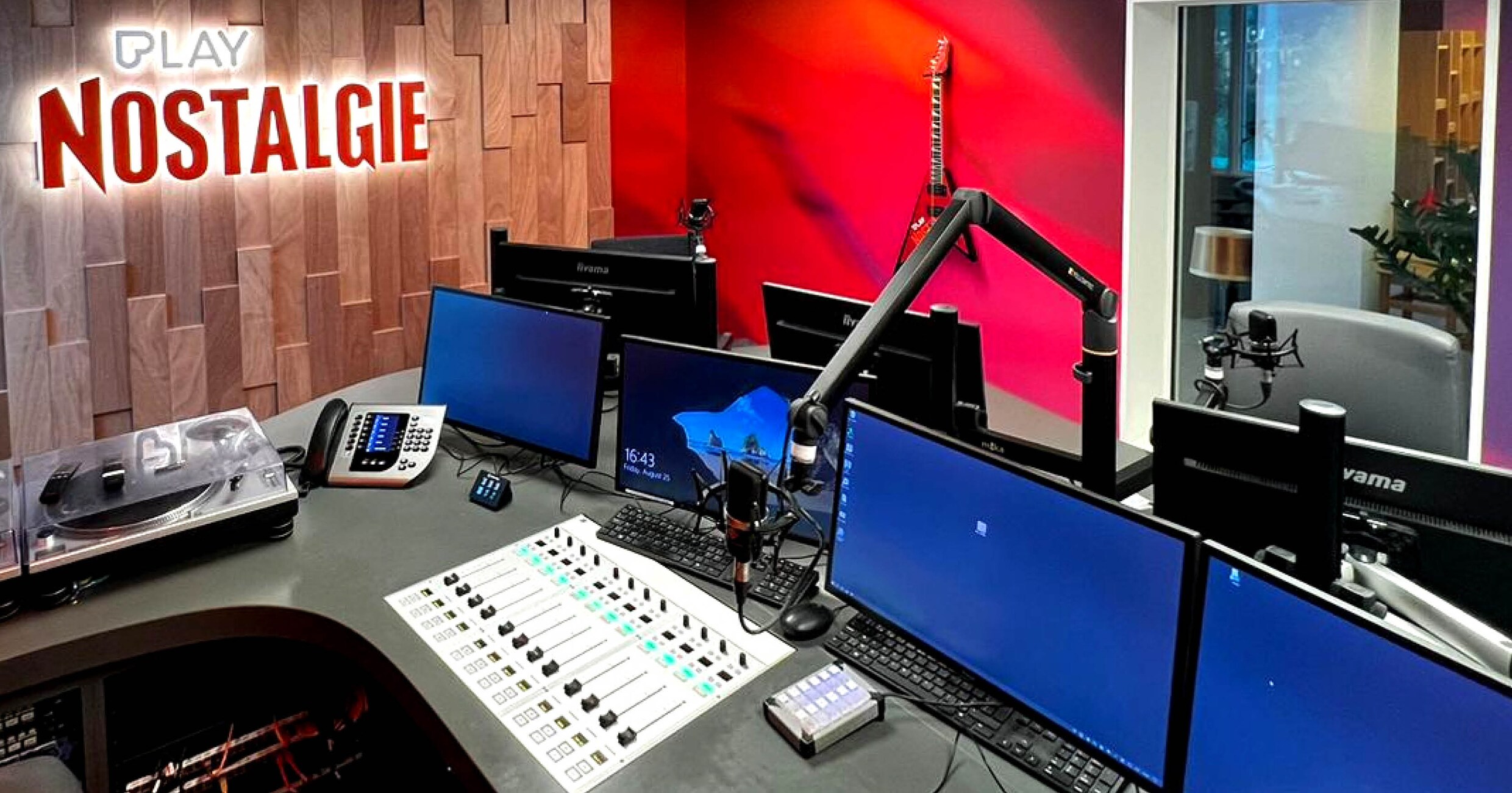 Echtgenote ex-presentator Play Nostalgie belde binnen het uur naar ...