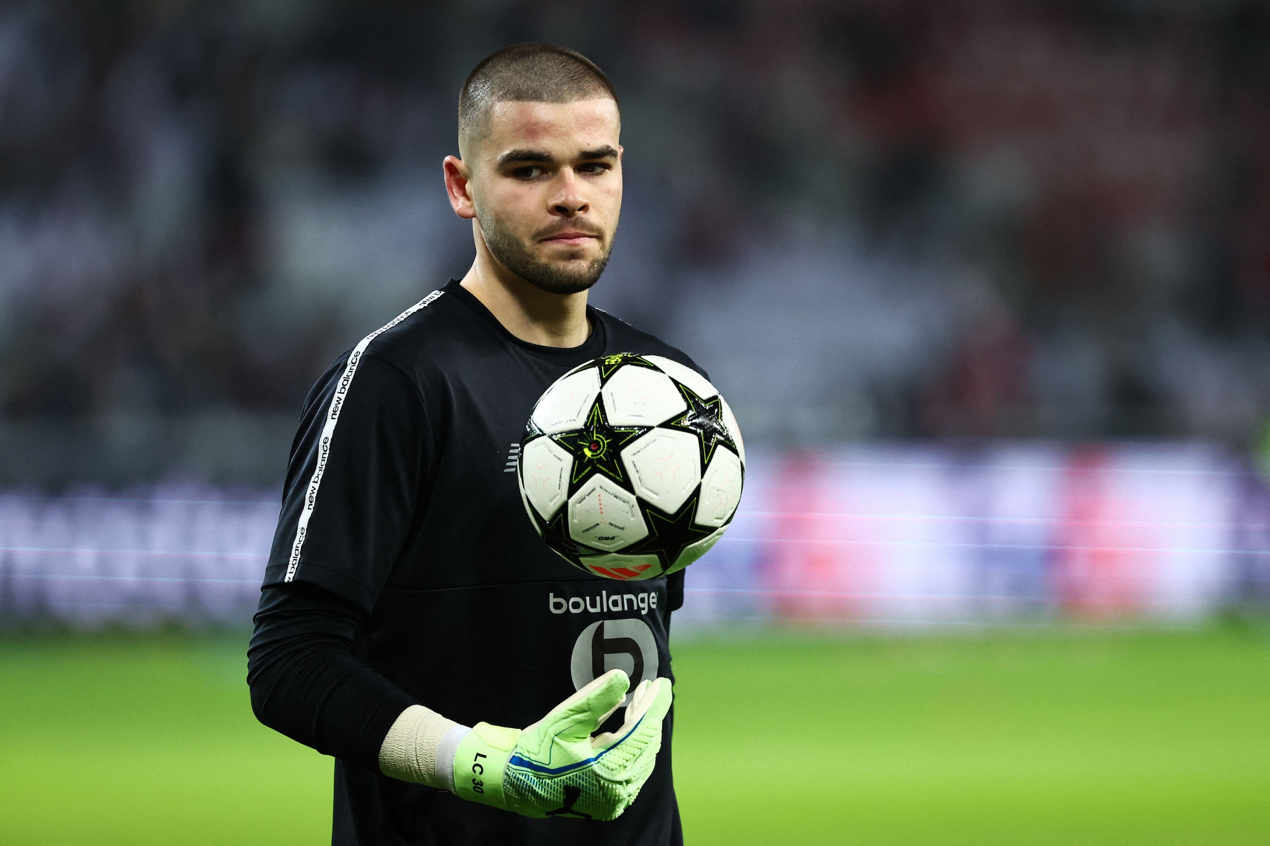 Donnarumma krijgt geen opslag en zit in vechtscheiding met Paris Saint ...