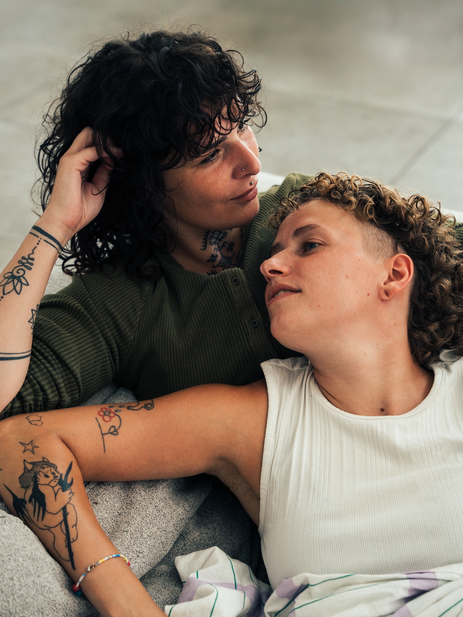 Tussen de lakens: ‘Ik dacht in het begin dat Sarah veel stoerder was ...